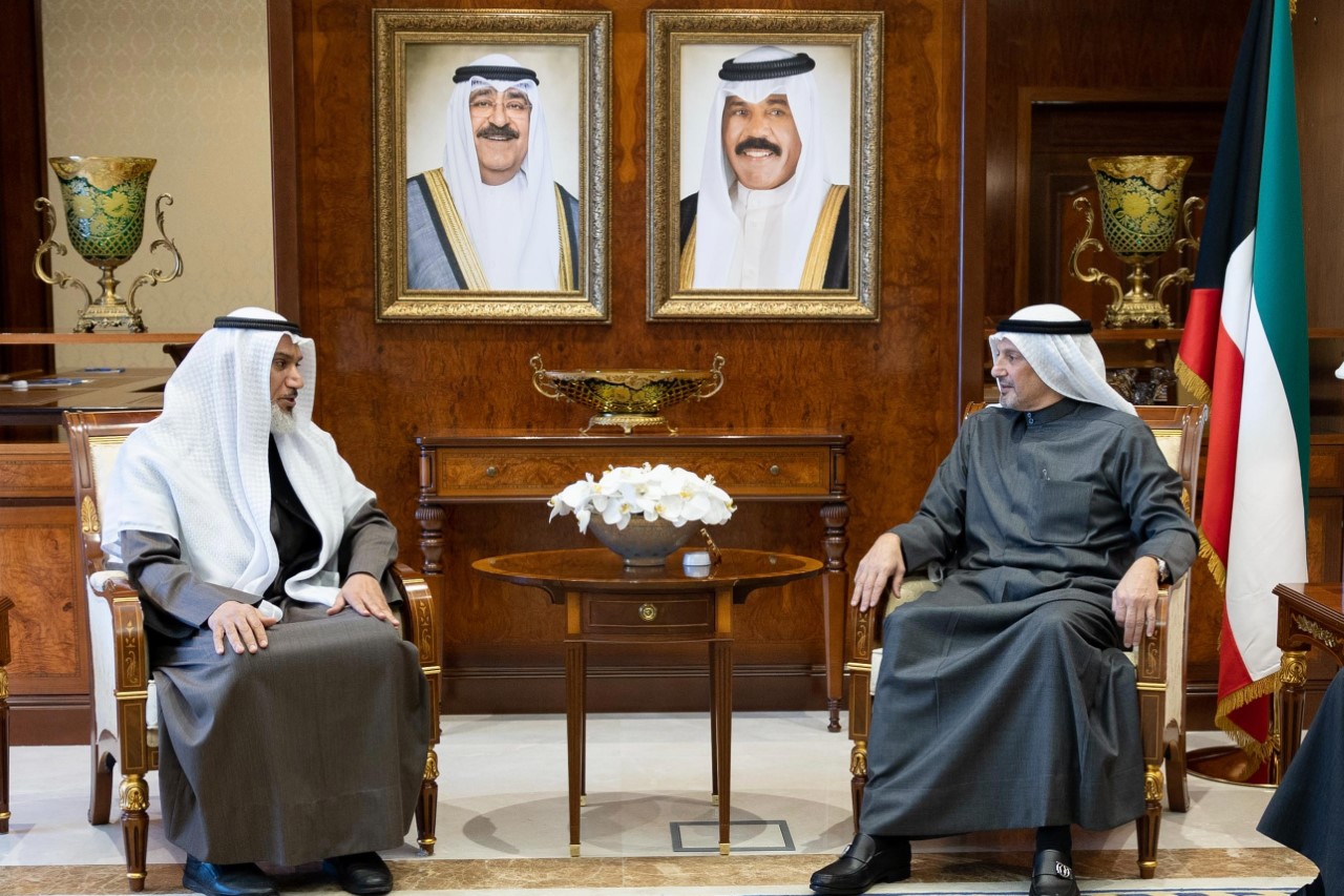 كونا : Kuwait FM receives Quran reciter Mahmoud Al-Rifaie