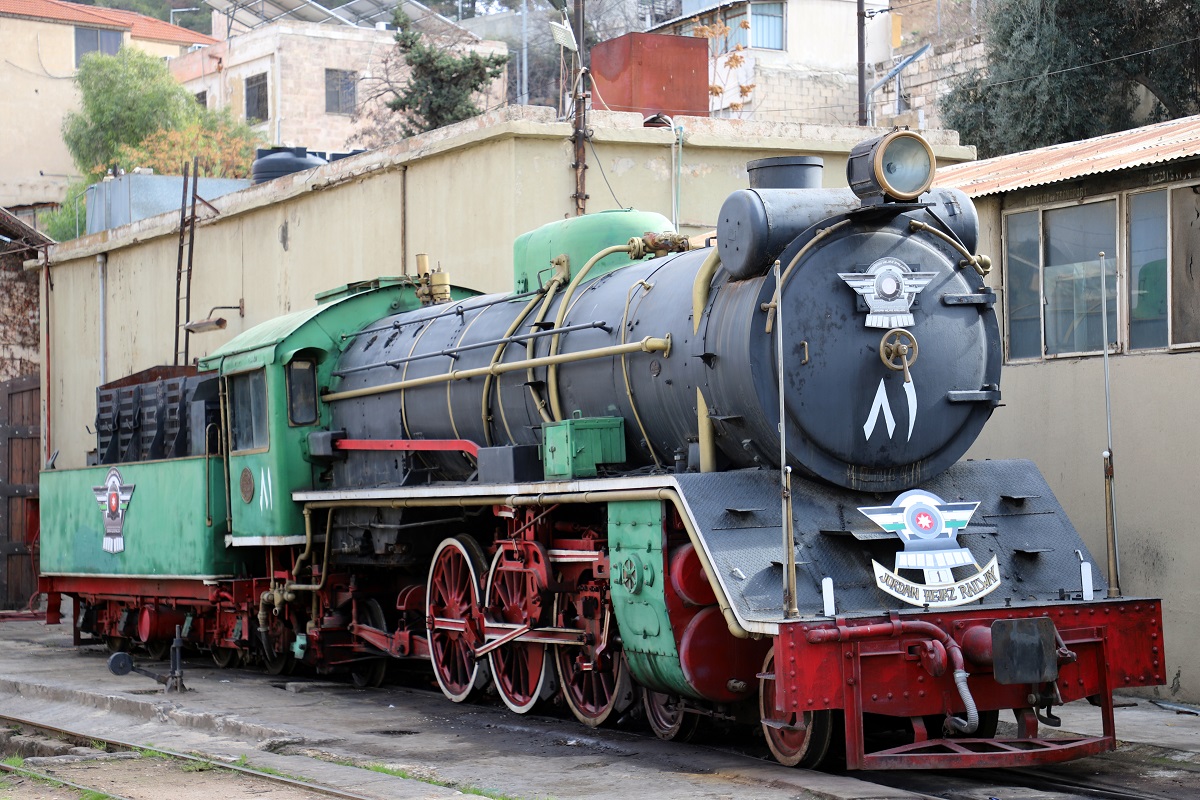 KUNA : Tourists in Jordan use Ottoman-time train for leisure ...