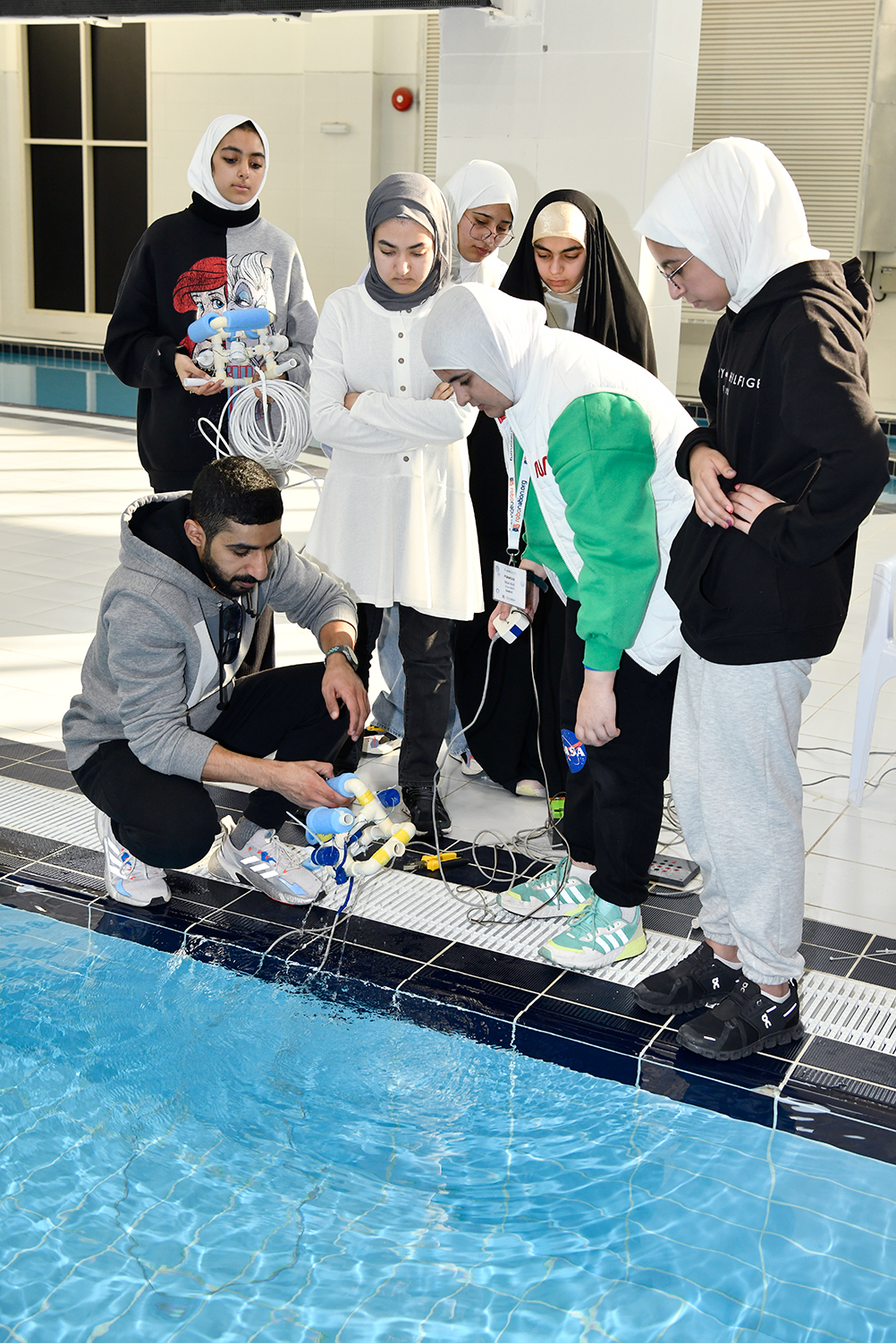 KUNA : Underwater robot competition kicks off in Kuwait - General - 27 ...