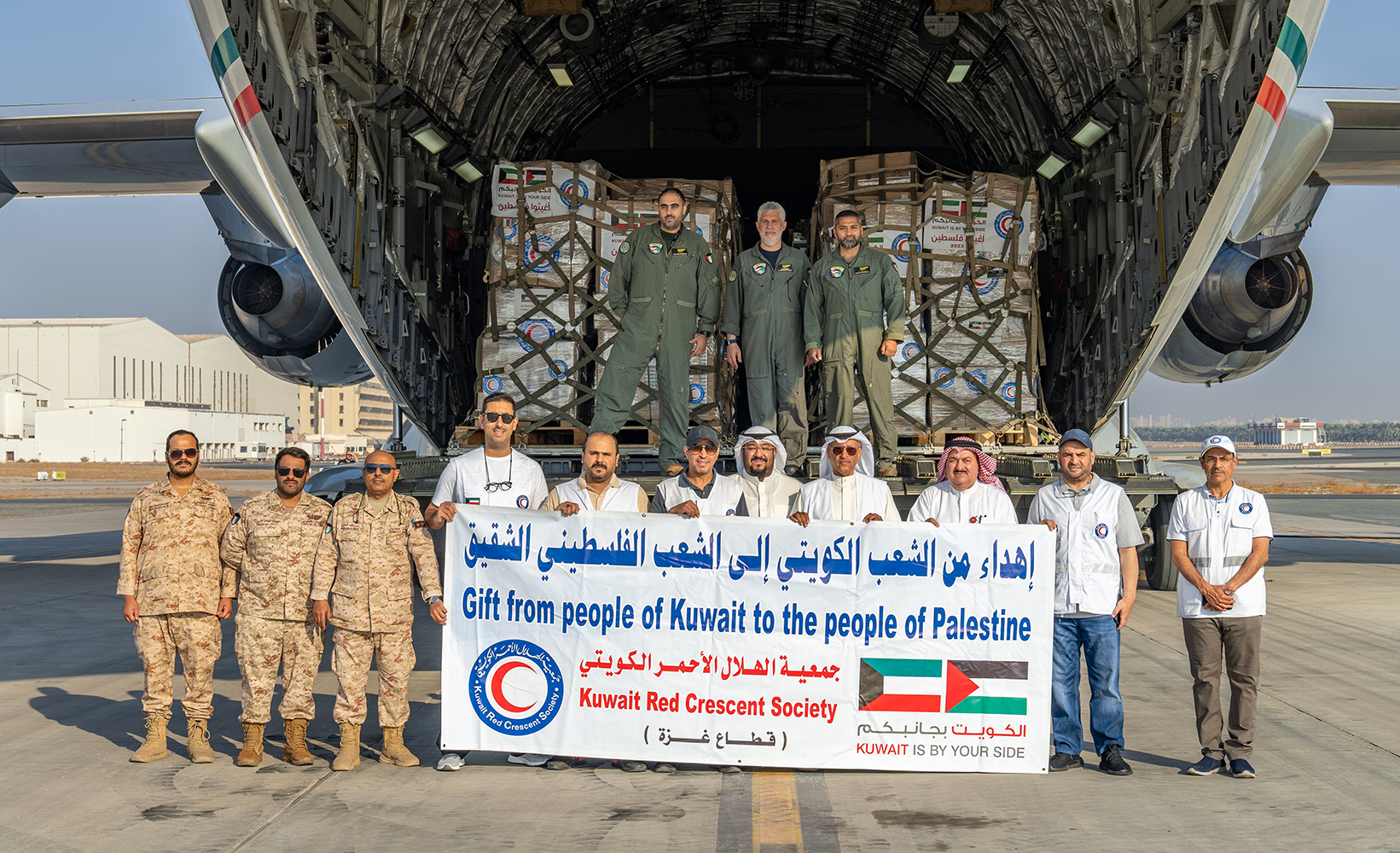 KUNA : 19th Kuwaiti Gaza humanitarian aid airplane heads to Egypt