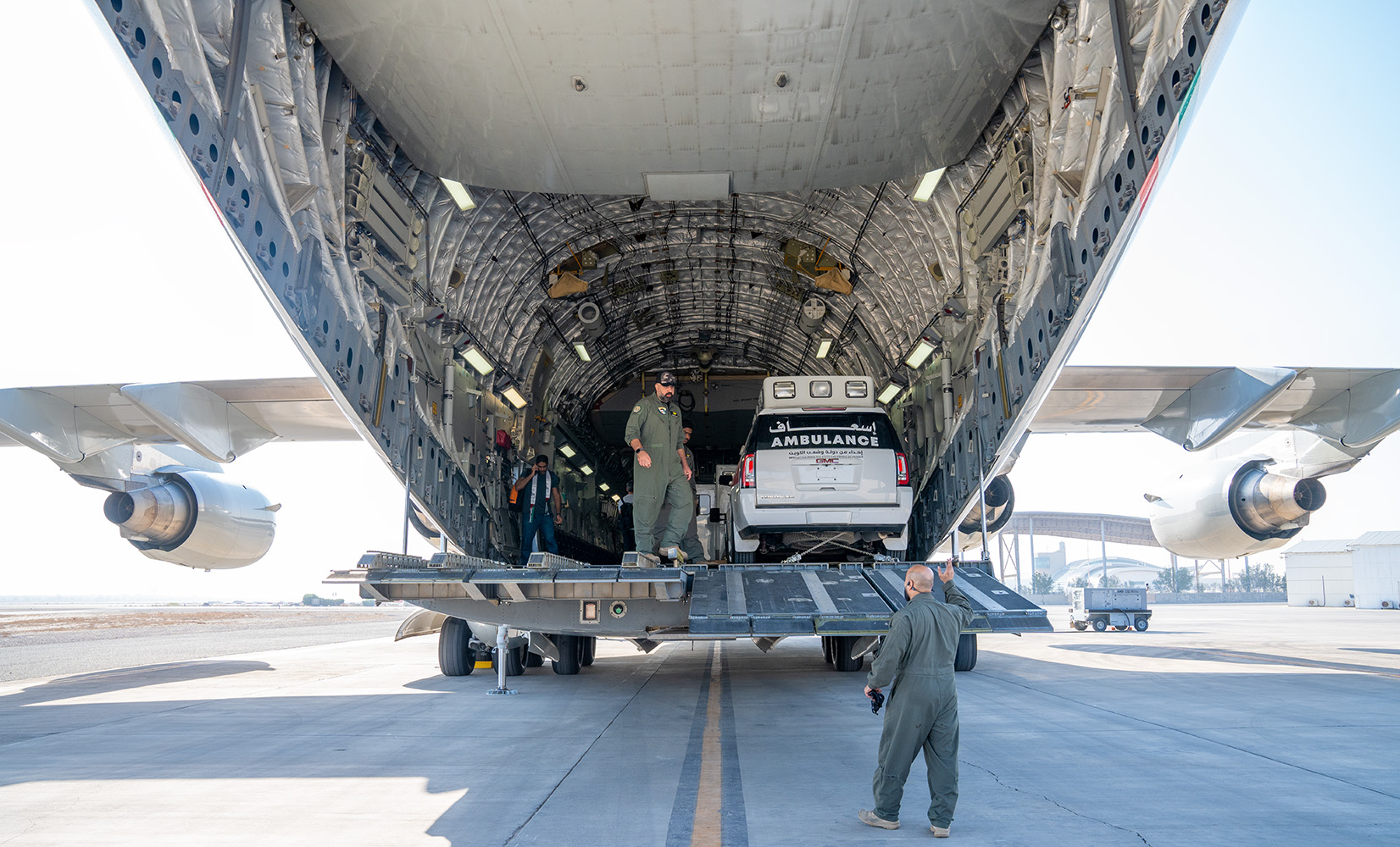 KUNA : Kuwait's 17th aid plane to Gaza with 30 tons of supplies ...