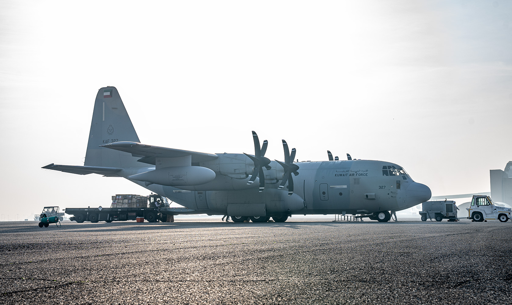 KUNA : Kuwait 38th Gaza relief plane heads to Al-Arish, Egypt