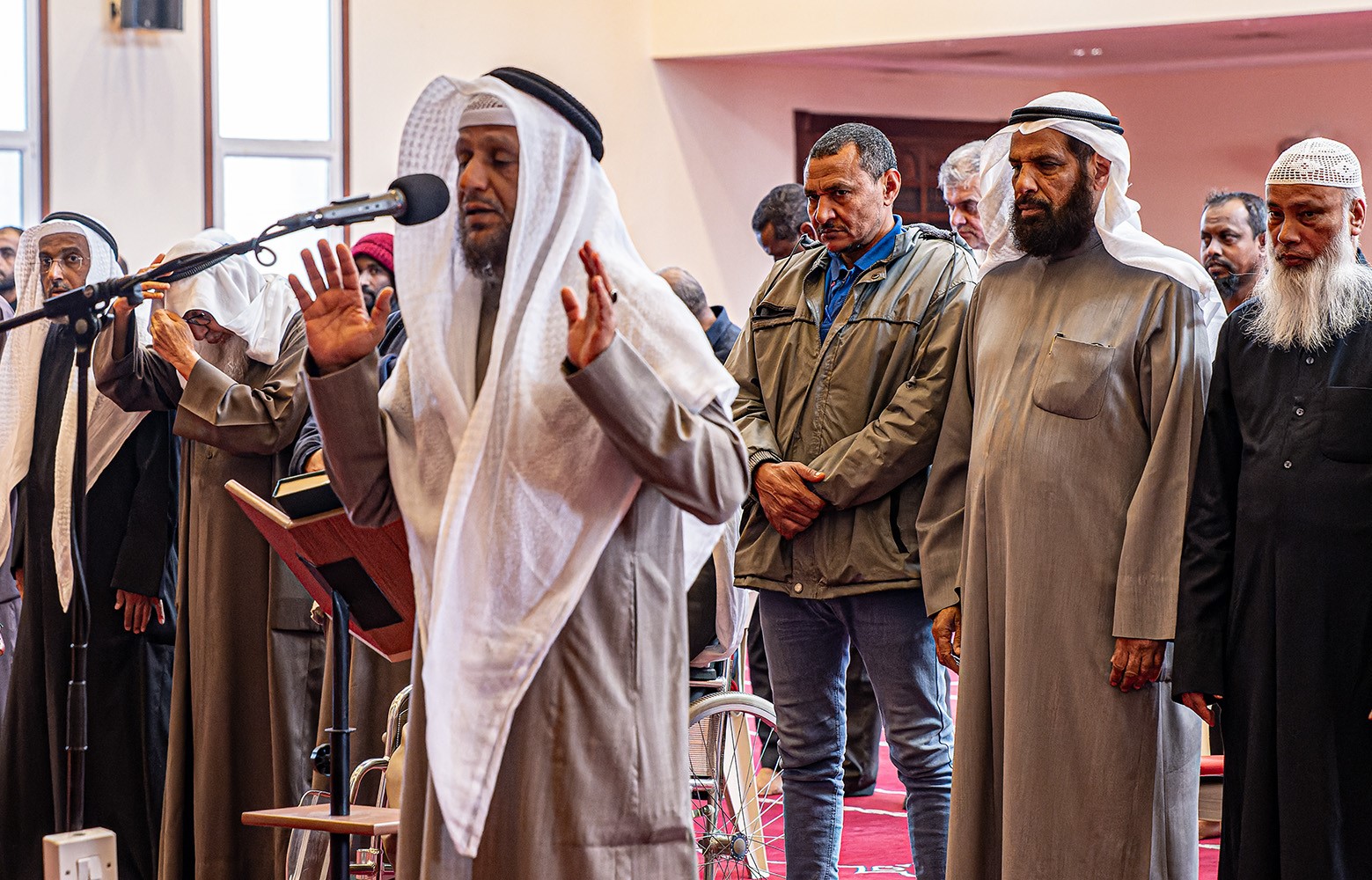 KUNA : Kuwait's mosques preform absentee funeral prayer for late Sheikh ...