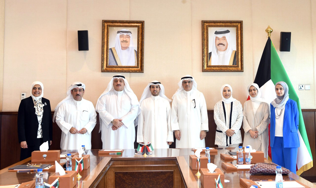 KUNA : Health Minister affirms support for university medical staff ...