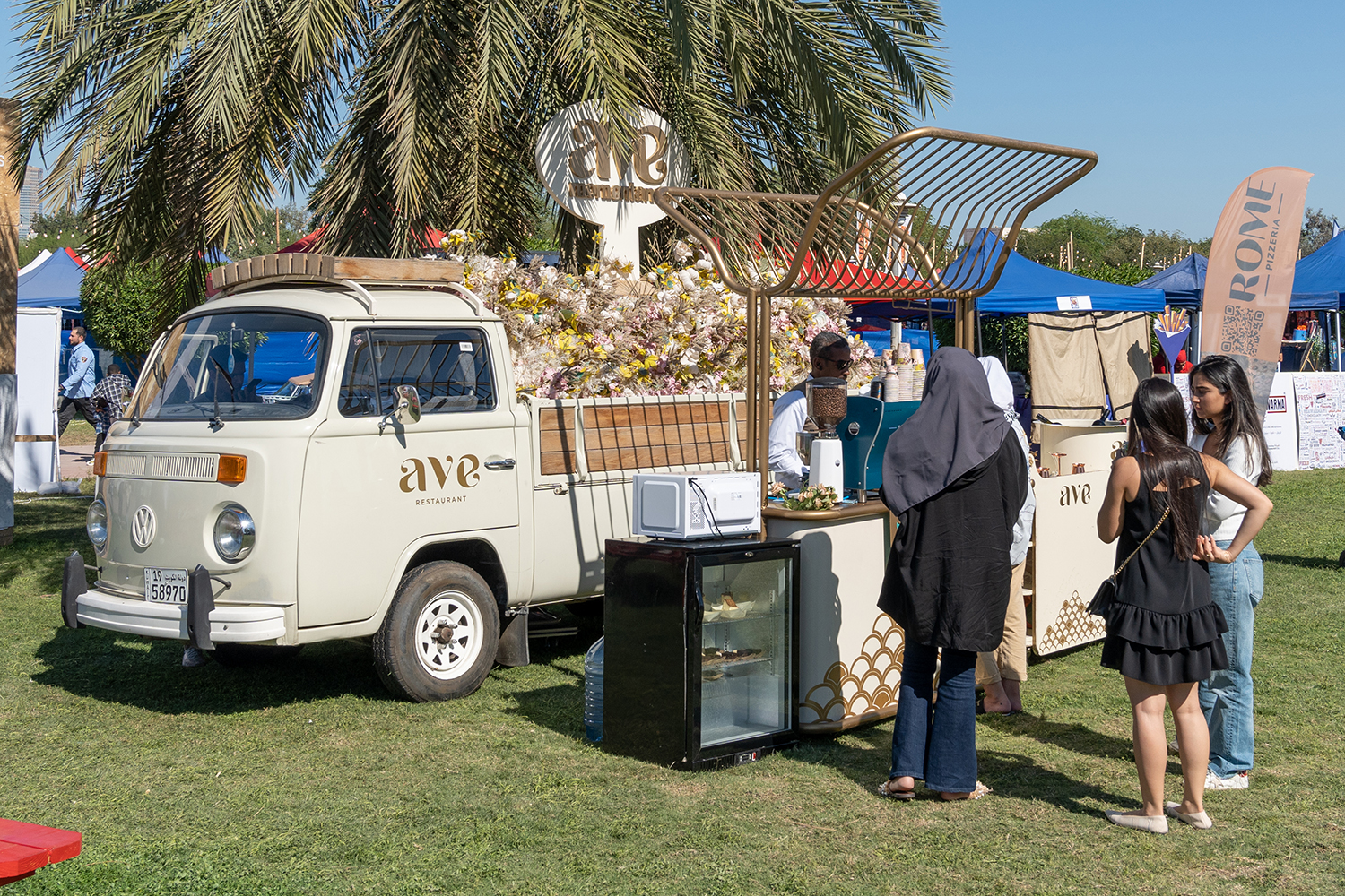 كونا : Kuwaiti innovators display works at bazaar - الشؤون الإجتماعية ...