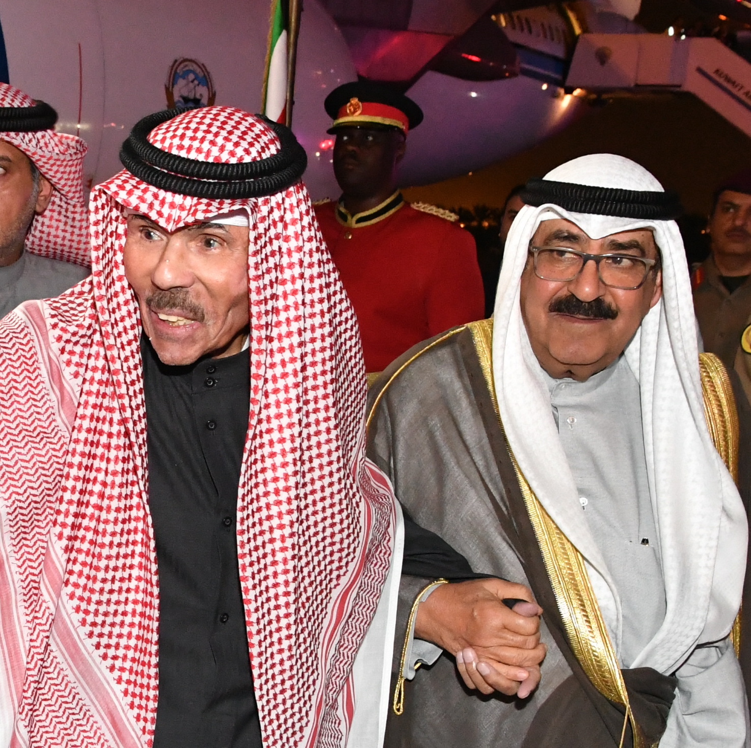 كونا : Kuwait Amir returns home following private visit to Italy