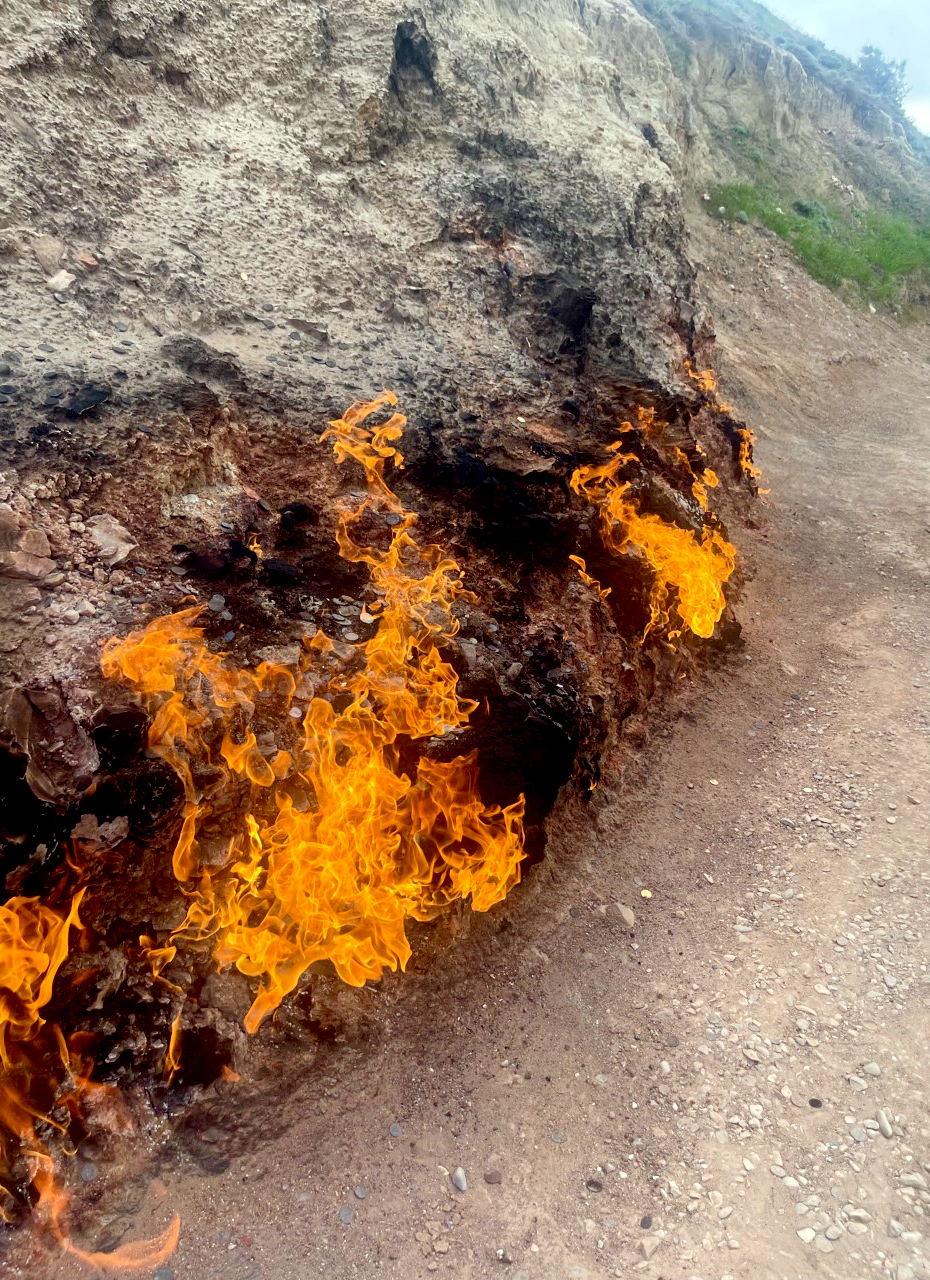 KUNA : Yanar Dag ... never-extinguished fire in Azerbaijan - Culture ...