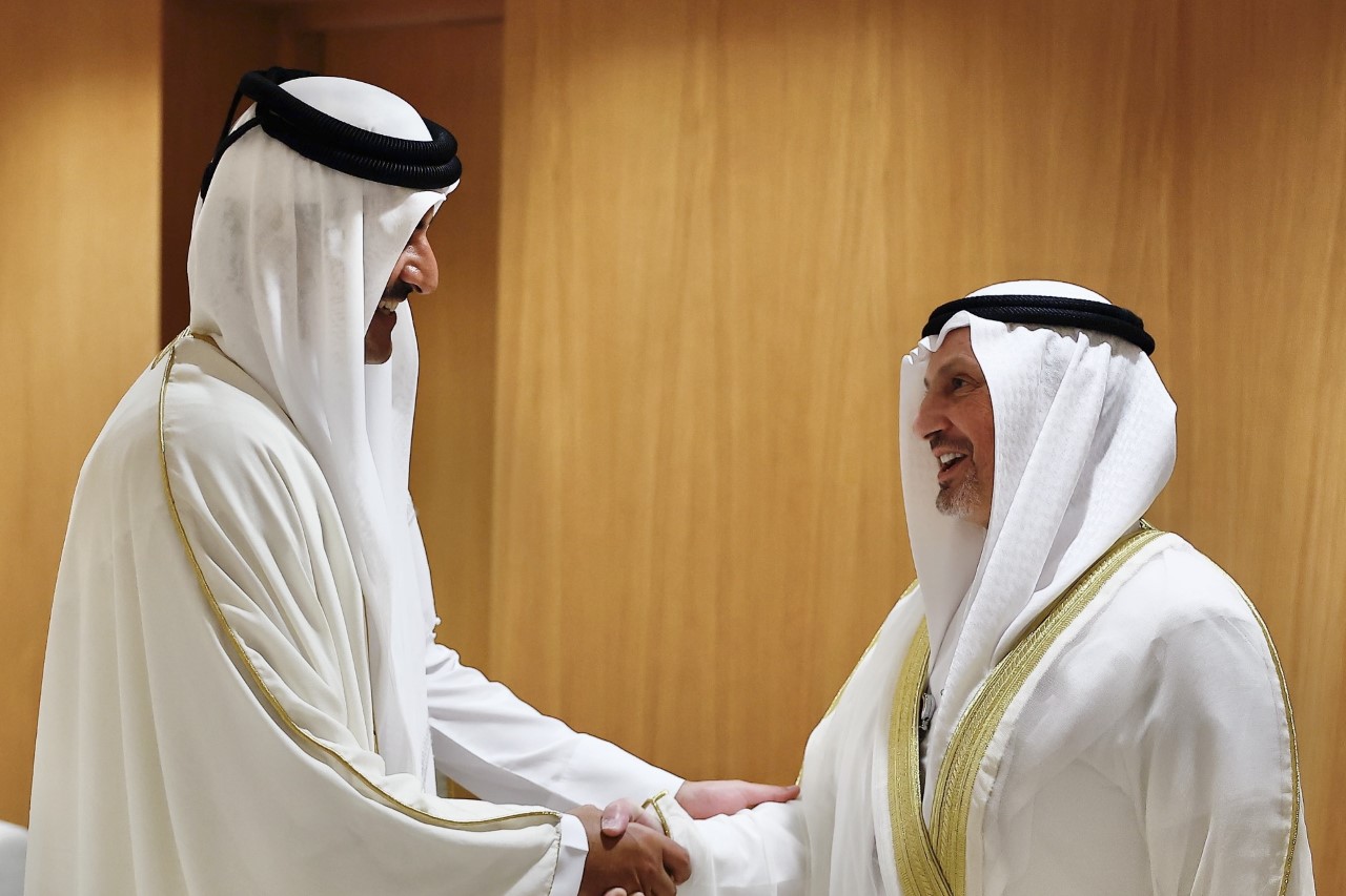 KUNA : Qatari Amir receives Kuwait's Amir Representative