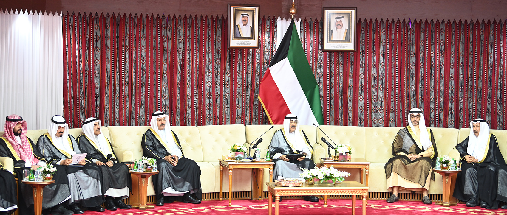 كونا : Amir's Rep. visits Nabat Poets' Diwaniya