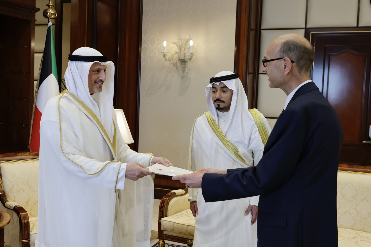 KUNA : Foreign Minister receives Malta ambassador to Kuwait