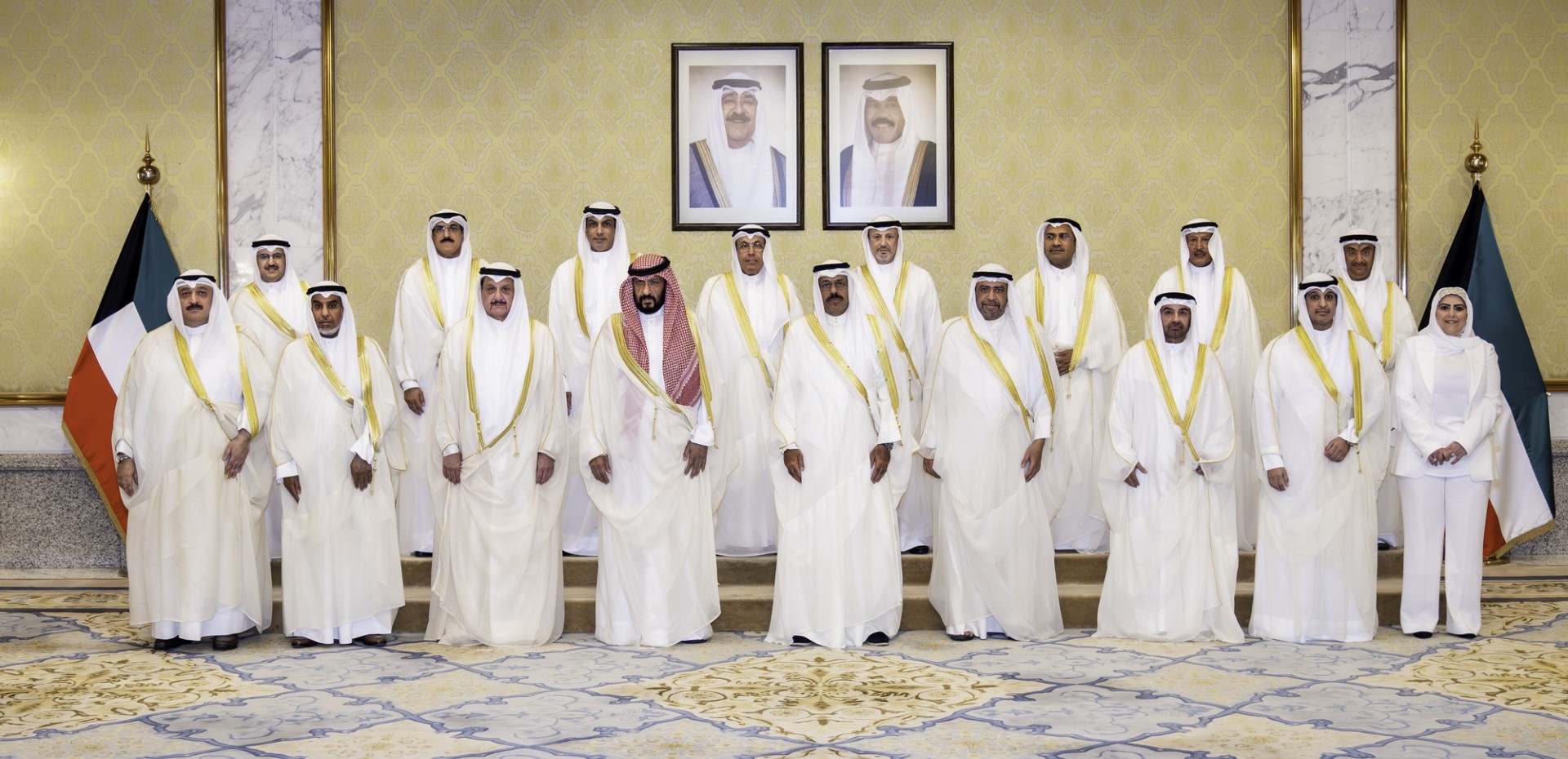 KUNA : Kuwait Cabinet holds first meeting after swearing in before ...
