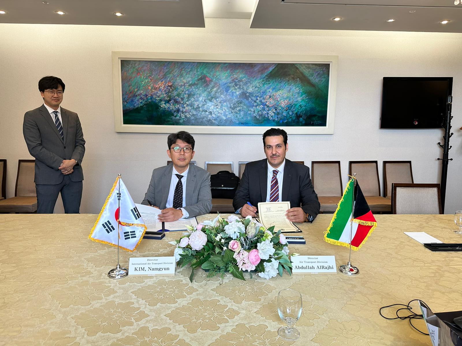 كونا : Kuwait civil aviation, Korean counterpart, signs memo
