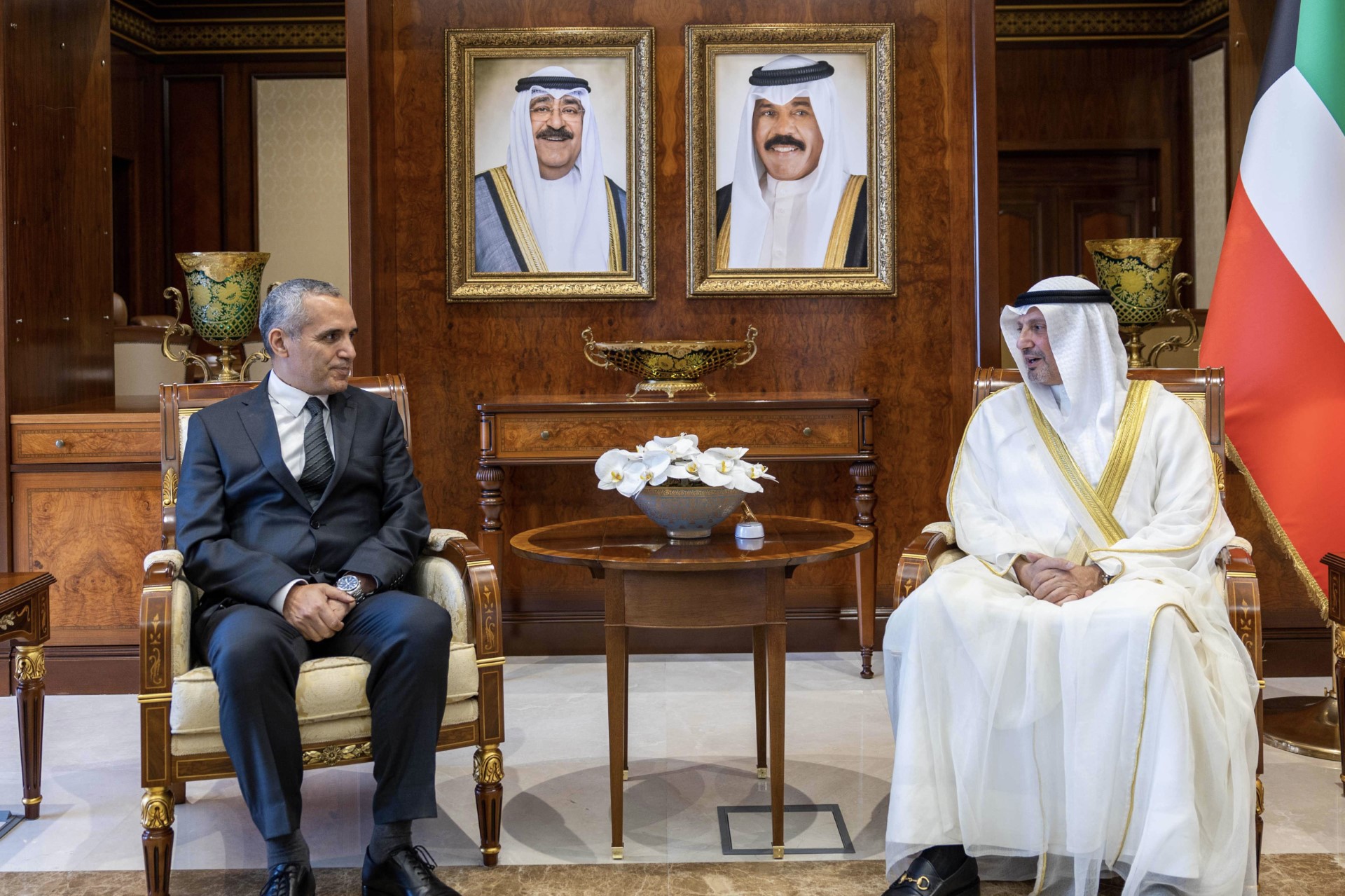 KUNA : Kuwait FM receives credentials of Arab, foreign diplomats
