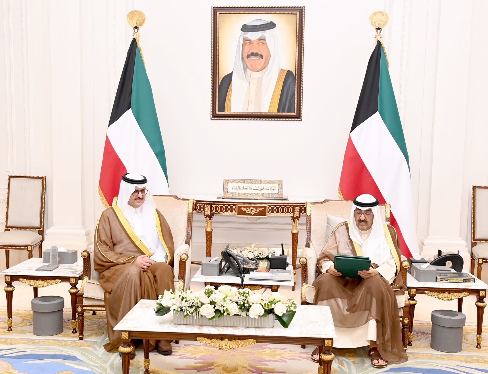 KUNA : Kuwait Crown Prince receives Saudi invitations for GCC, Gulf ...