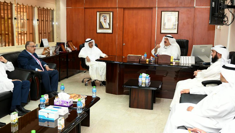 KUNA : Kuwait MoH instructs meeting needs of medical center's staff ...