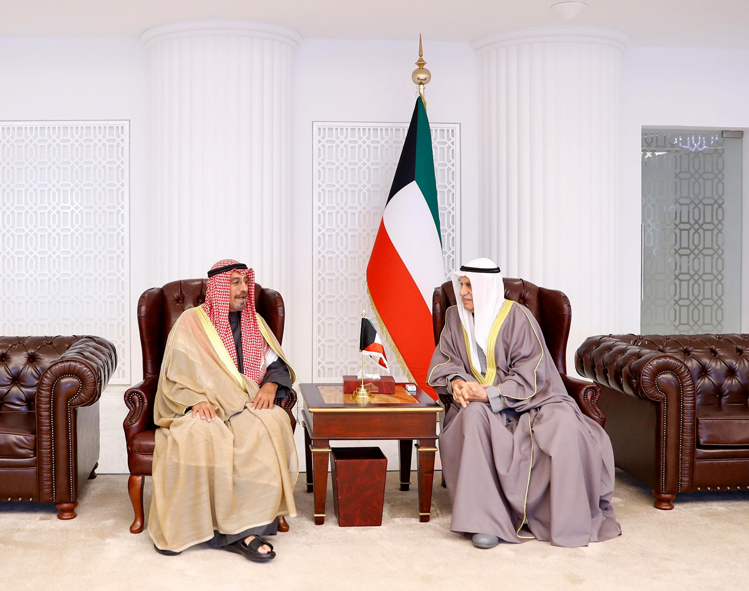 KUNA : Kuwait parliament speaker, PM confirm coop. for development