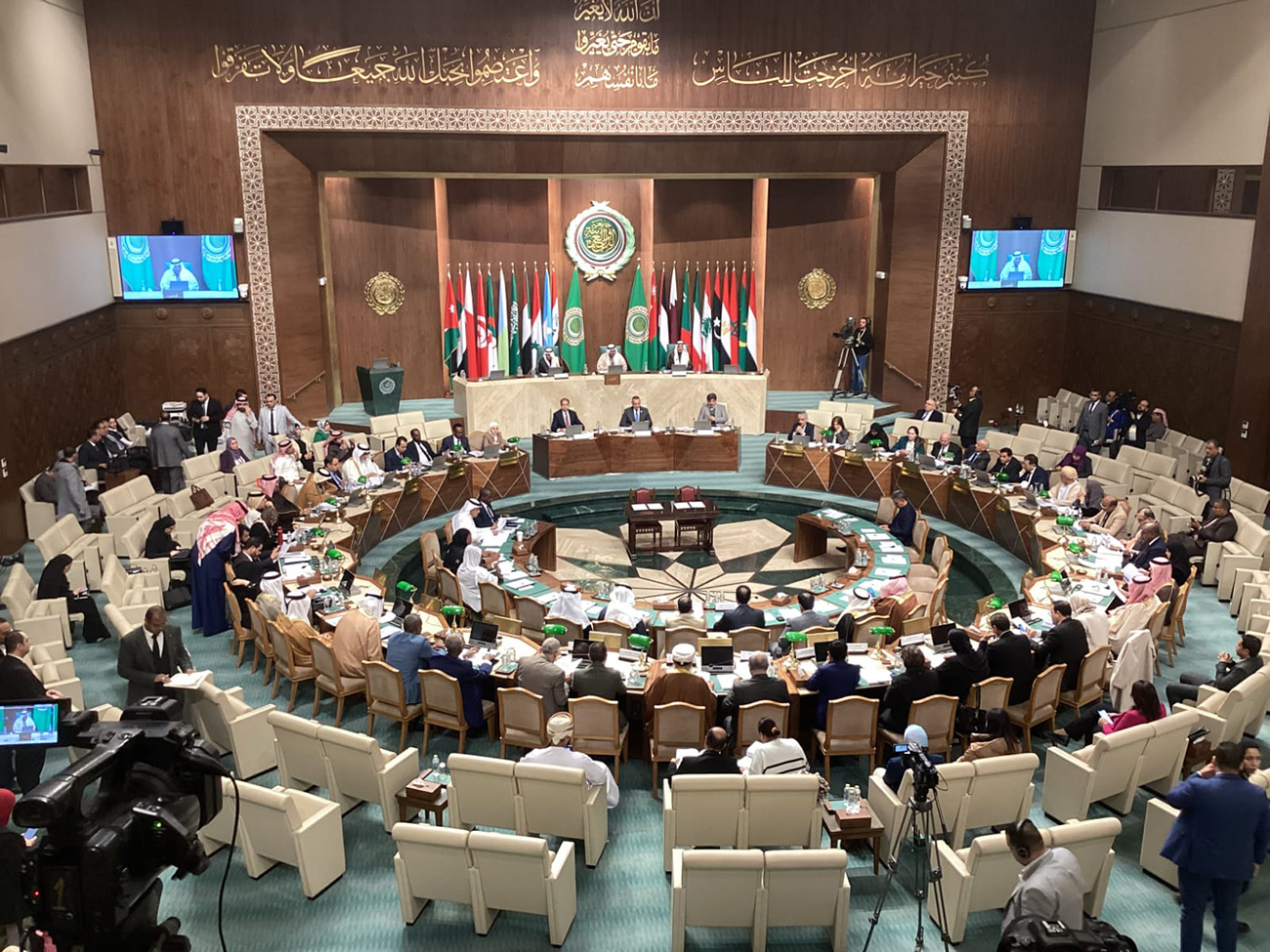 كونا : Arab Parliament honors South Africa Pres. for supporting ...