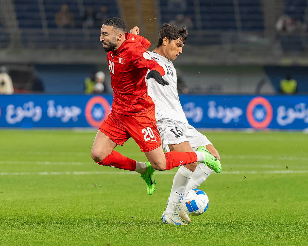KUNA : Bahrain beat Iraq 2-0, qualify for semi-finals of KHaleeji Zain ...