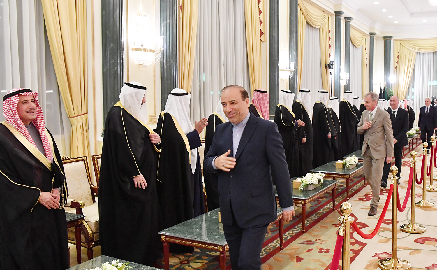 كونا : Kuwait Amir, Al-Sabah family receives Ramadhan well-wishers ...