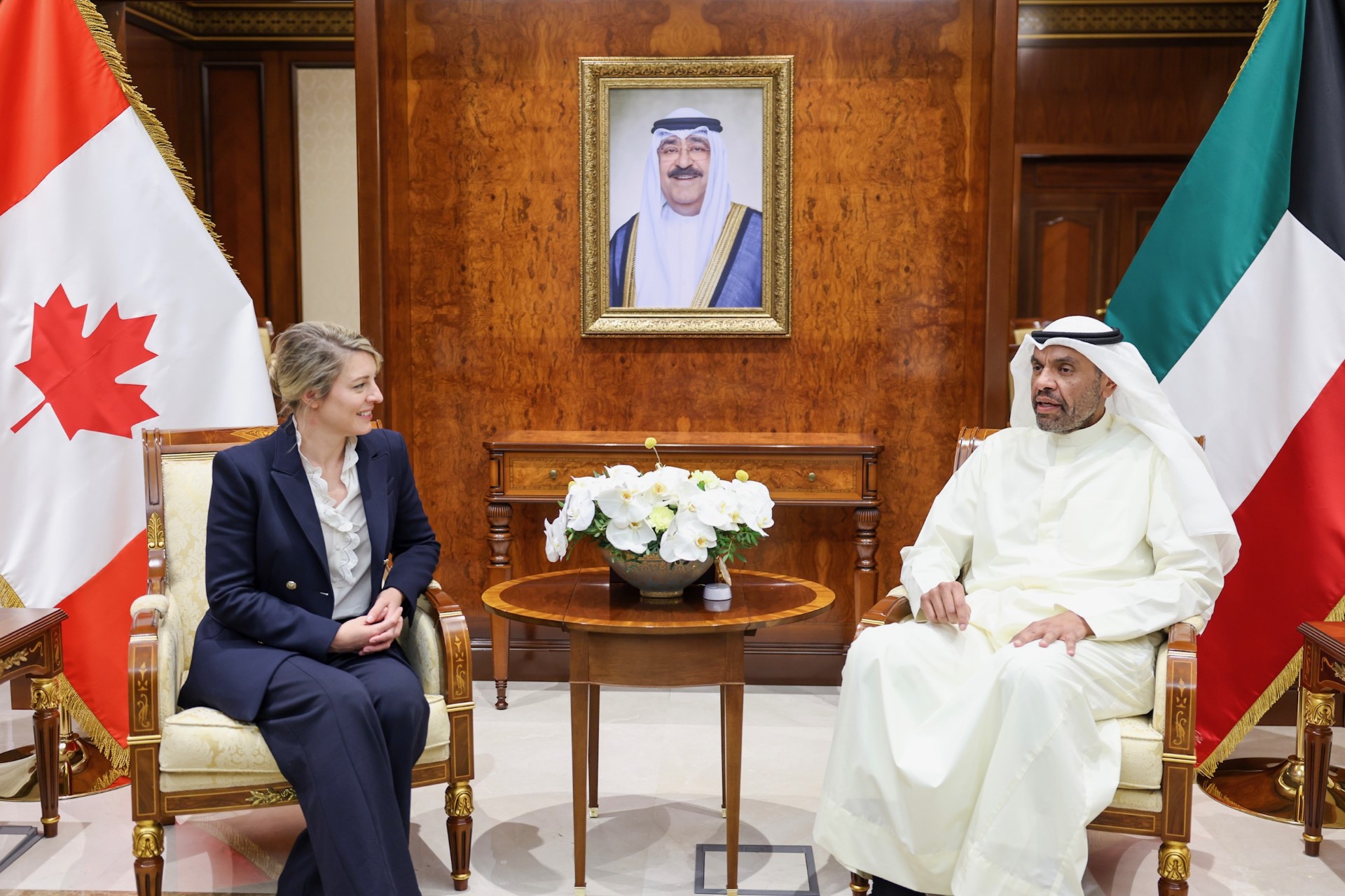 KUNA : Kuwait, Canada FMs eye closer cooperation