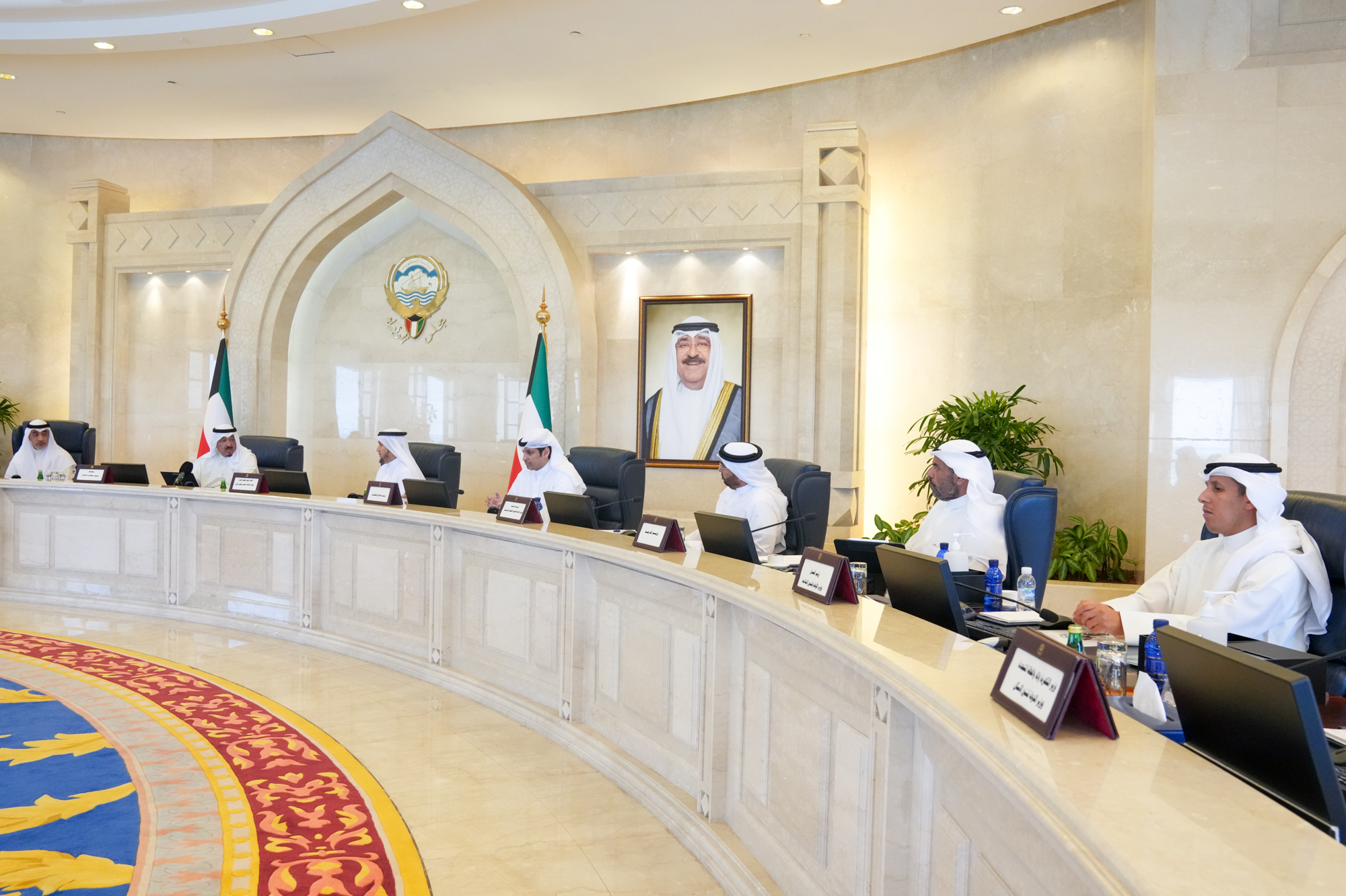 كونا : Cabinet approves draft decree forming Civil Service Council ...