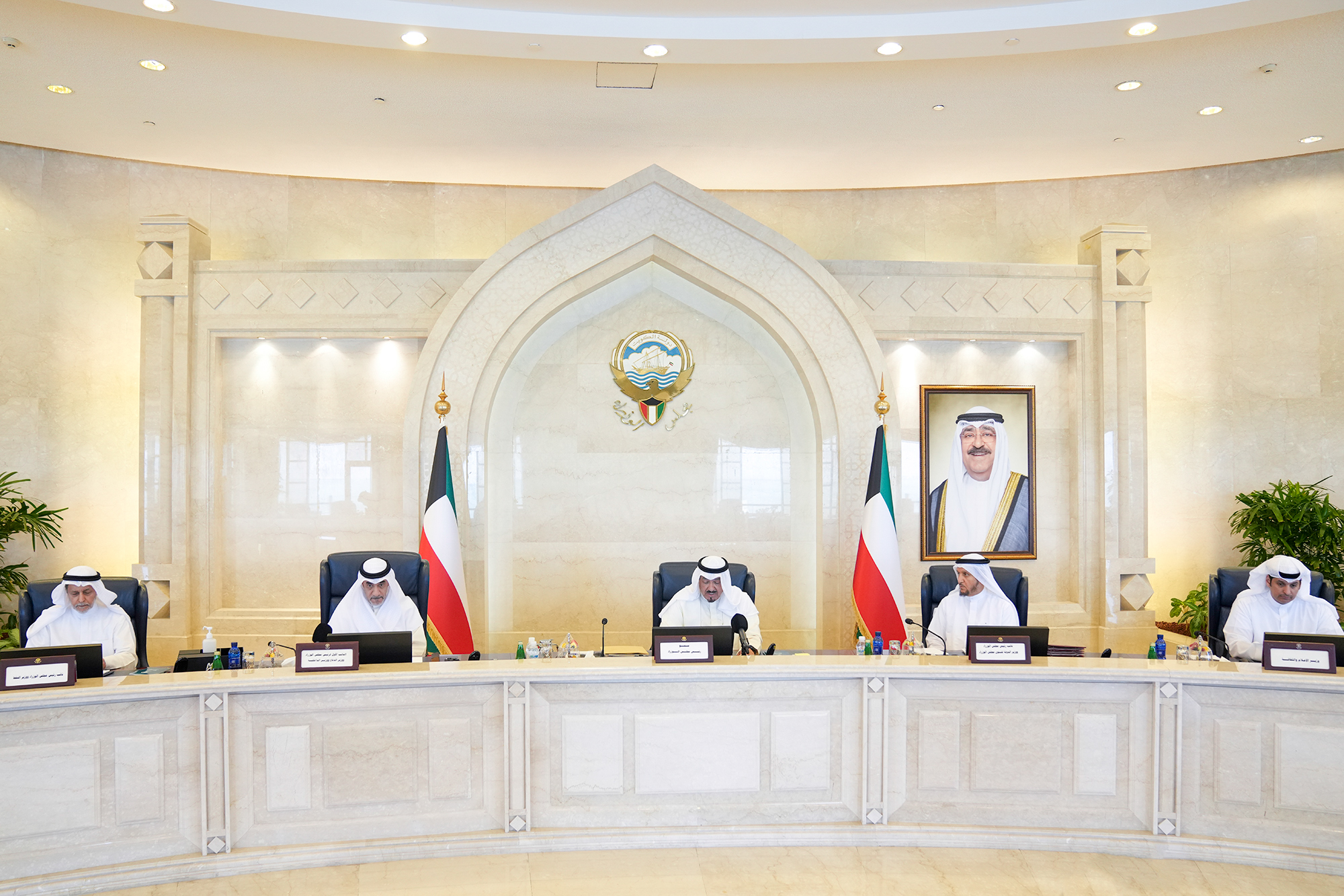 كونا : Cabinet approves draft decree forming Civil Service Council ...
