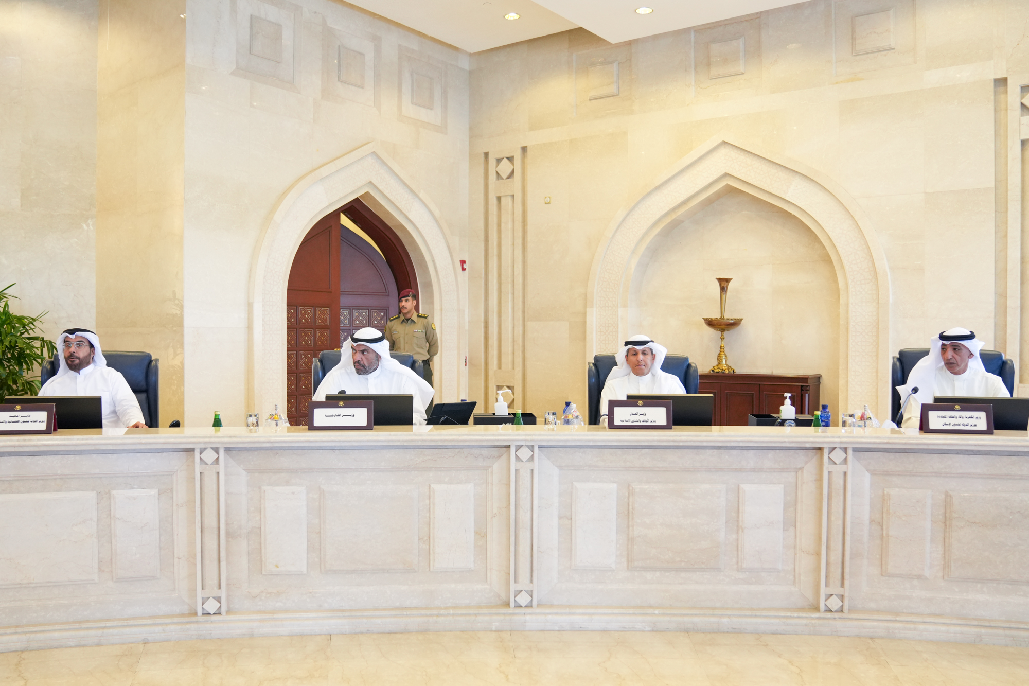 كونا : Cabinet approves draft decree forming Civil Service Council ...