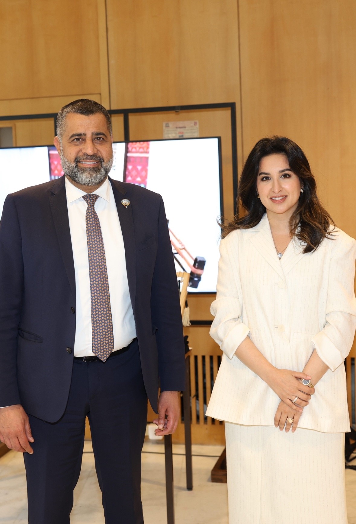 كونا : Kuwaiti Sadu Society holds traditional weaving exhibition at ...