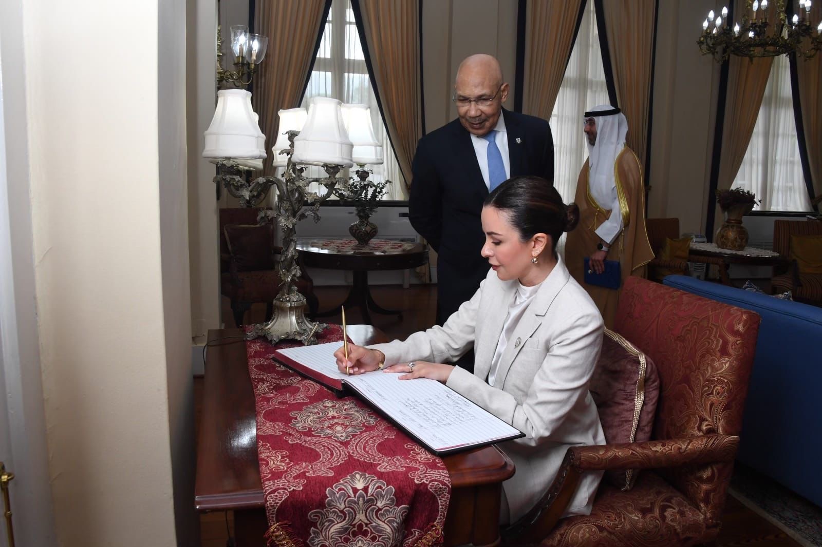 KUNA : Kuwait ambassador to US submits credentials to Governor-General ...