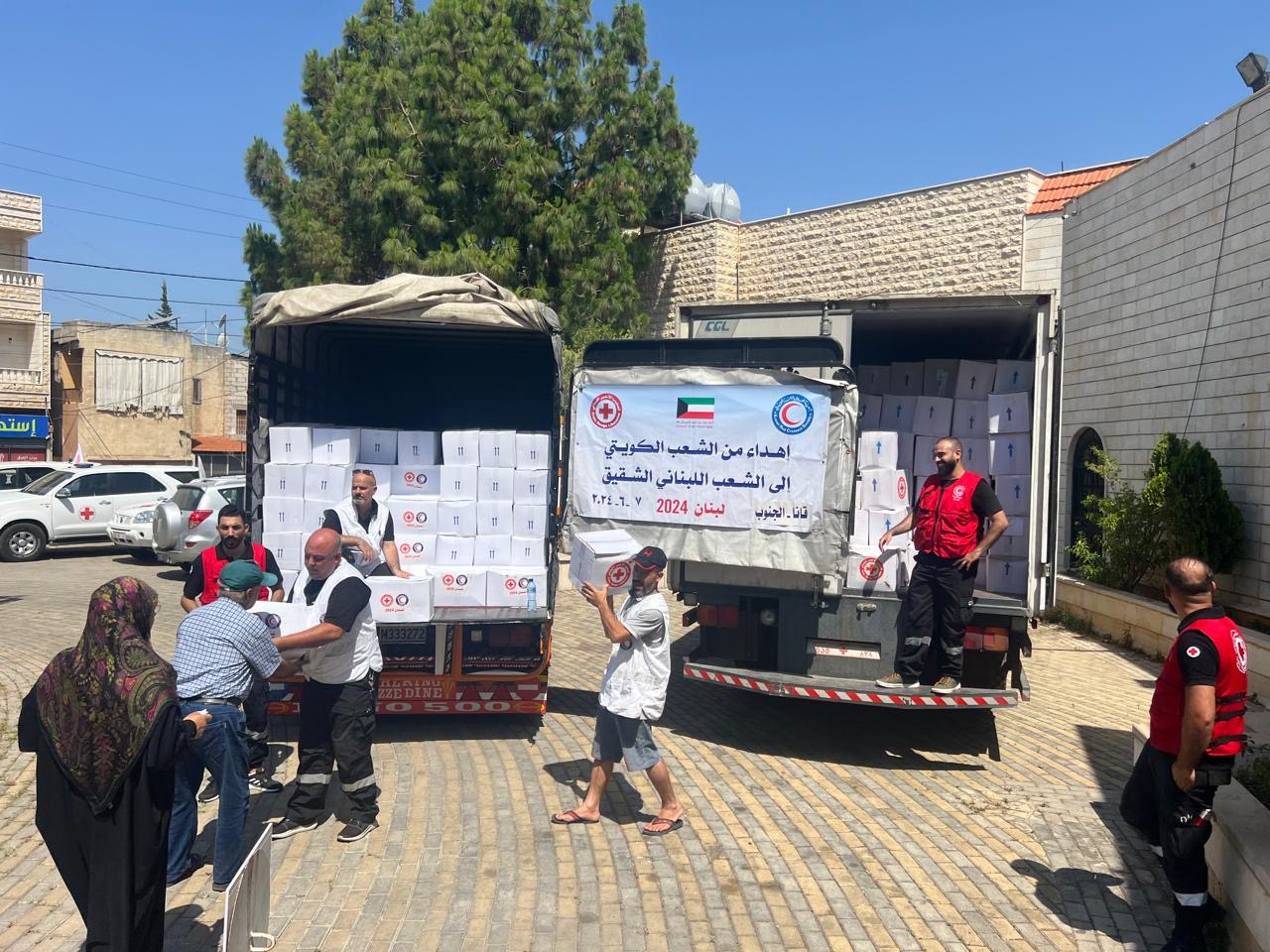 كونا : KRCS starts 2nd phase of distributing aid to affected in Lebanon