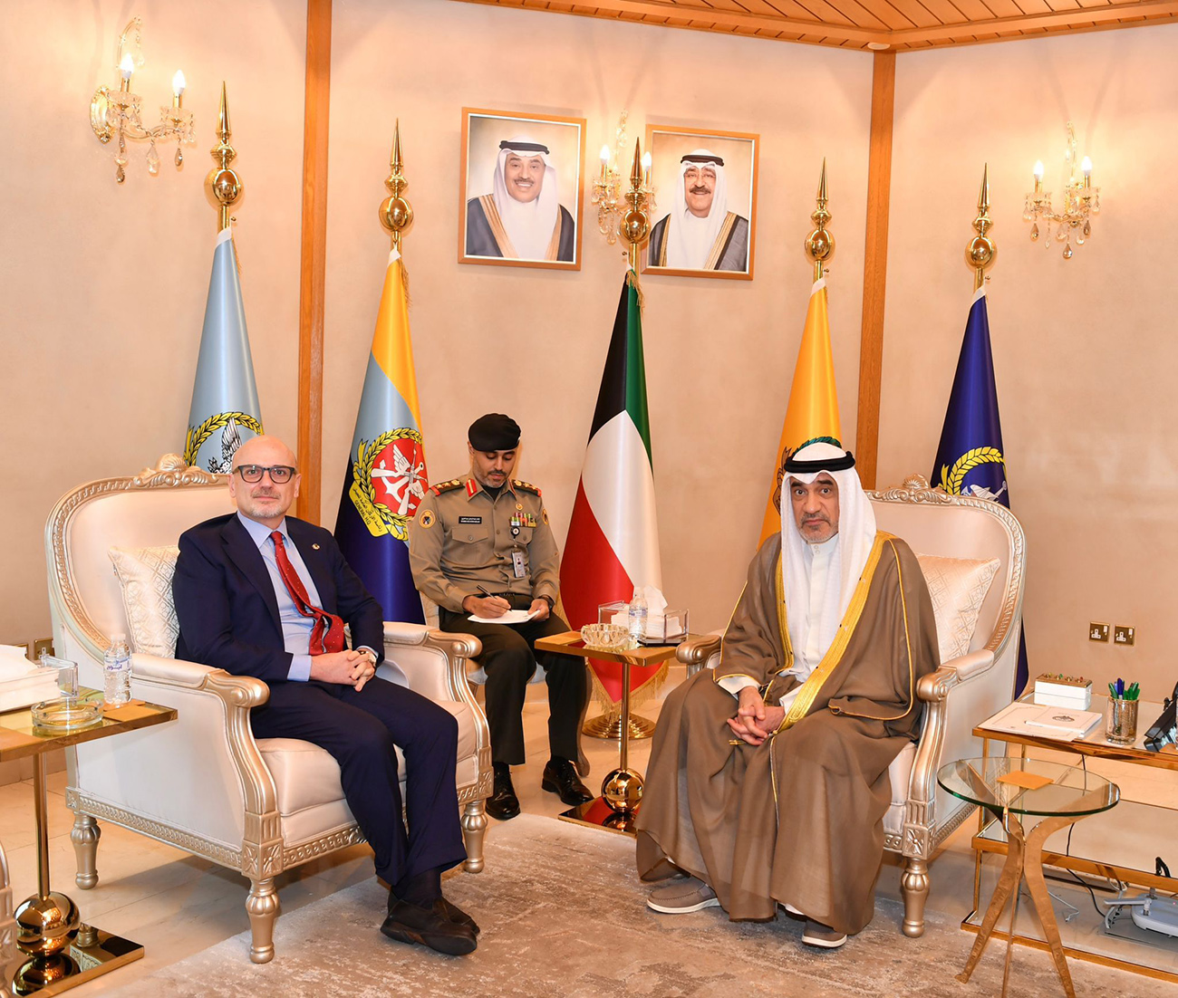 KUNA : Kuwait Def. Minister receives foreign ambassadors