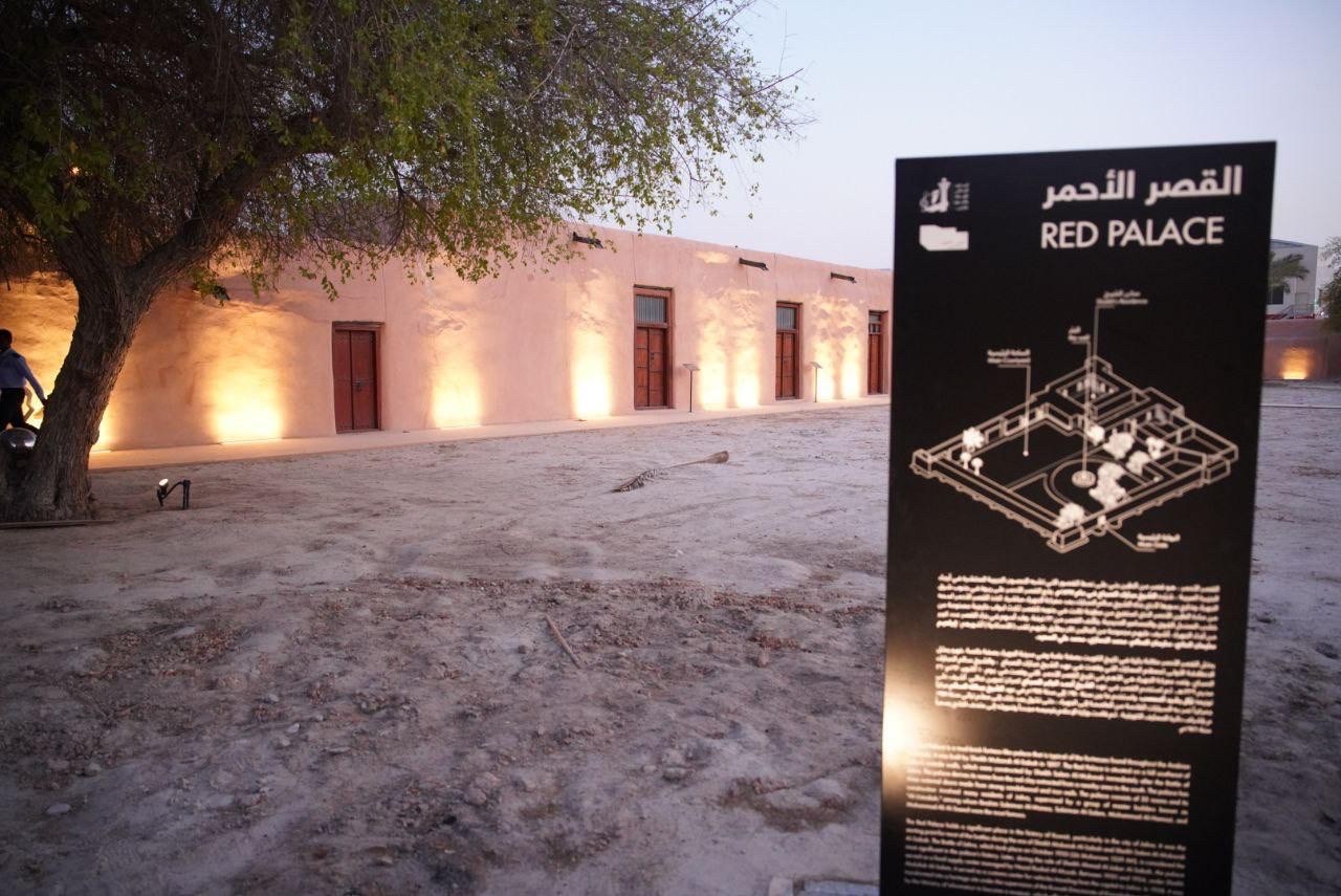 كونا : وزير الإعلام والثقافة يتفقد أعمال ترميم وإعادة تأهيل القصر ...