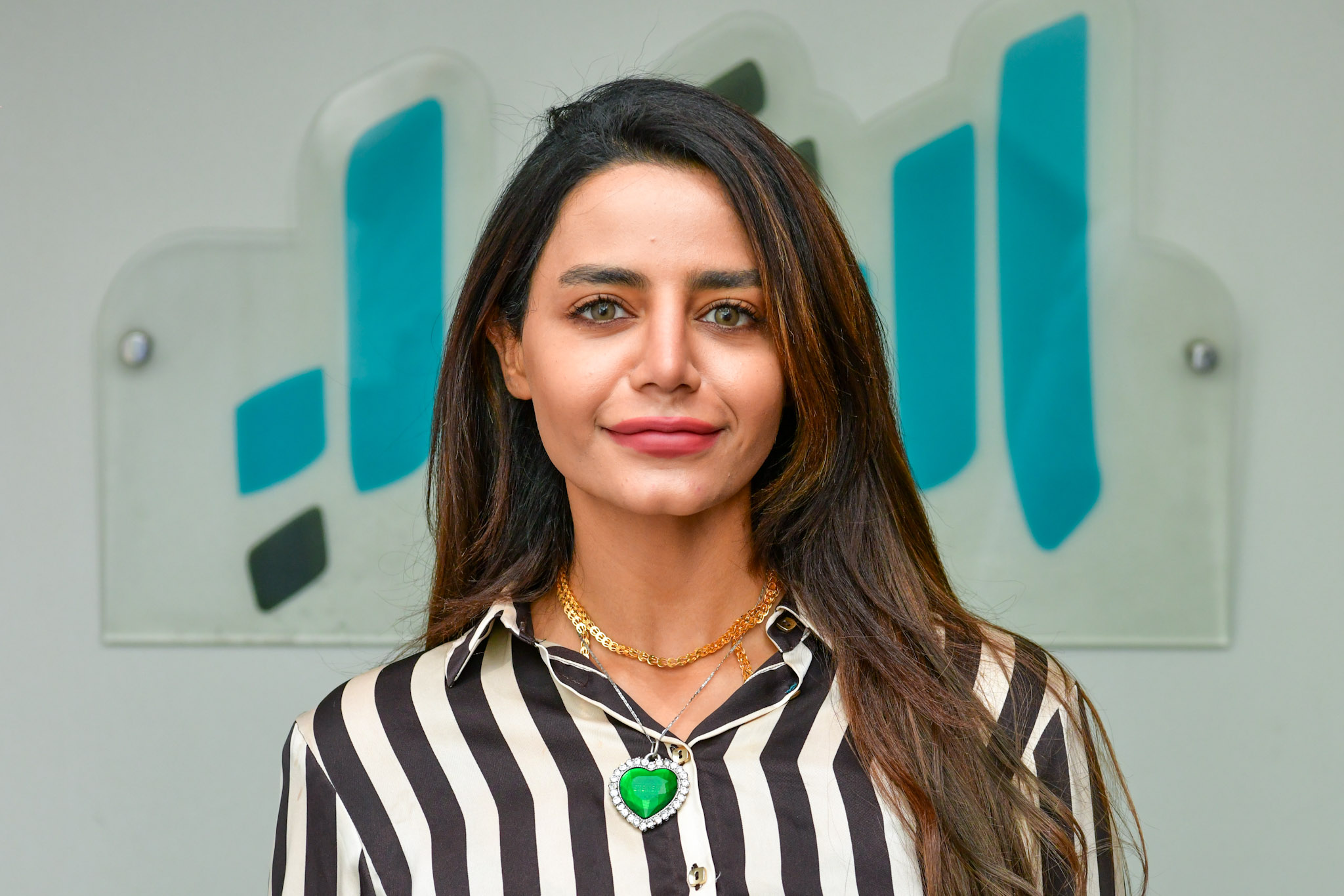 KUNA : Min. Al-Huwailah honors Kuwaiti inventor on WIPO award