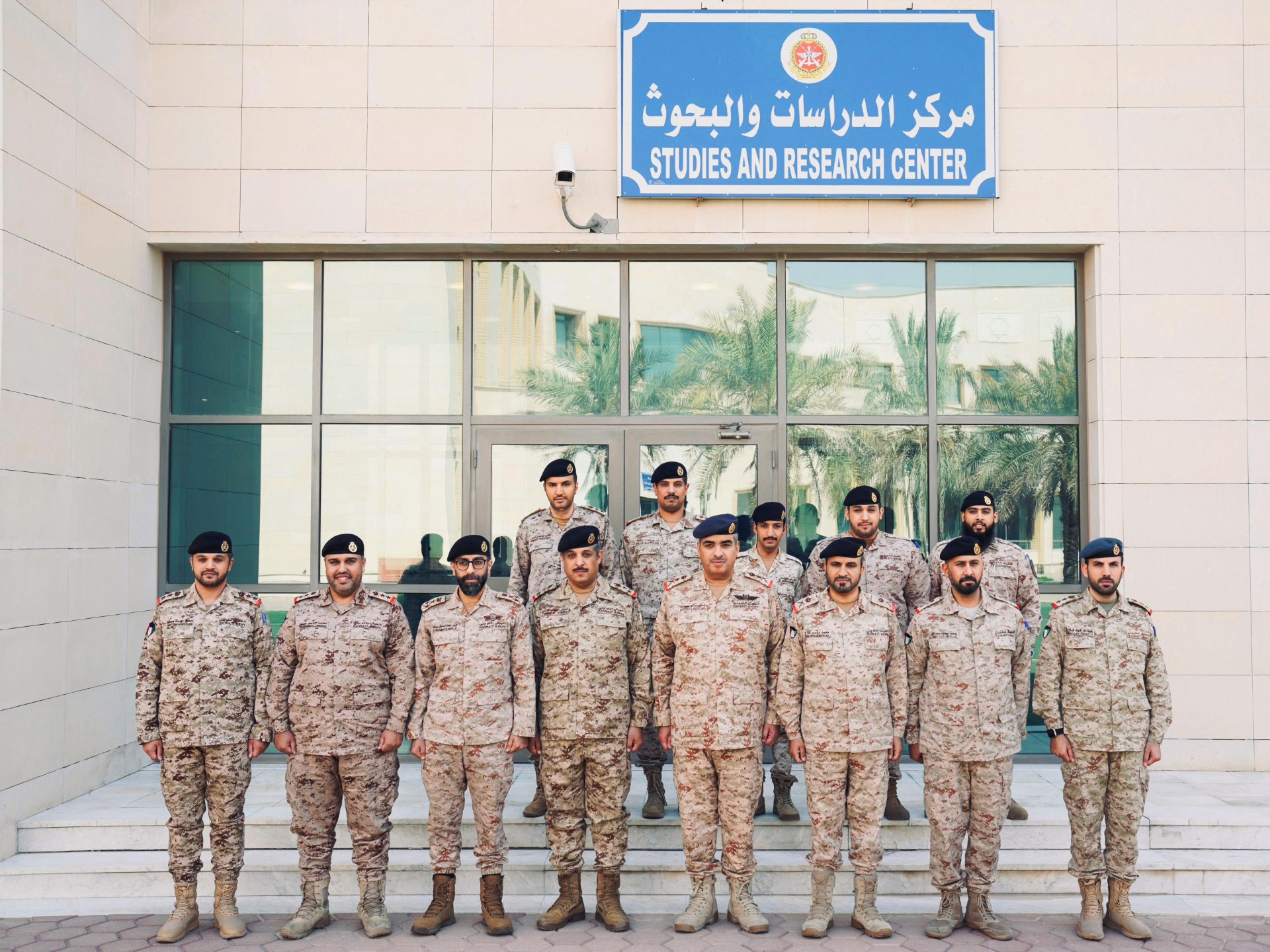 كونا : رئيس (الأركان): البحوث العلمية توفر رؤى وتحليلات تساعد على تحسين ...