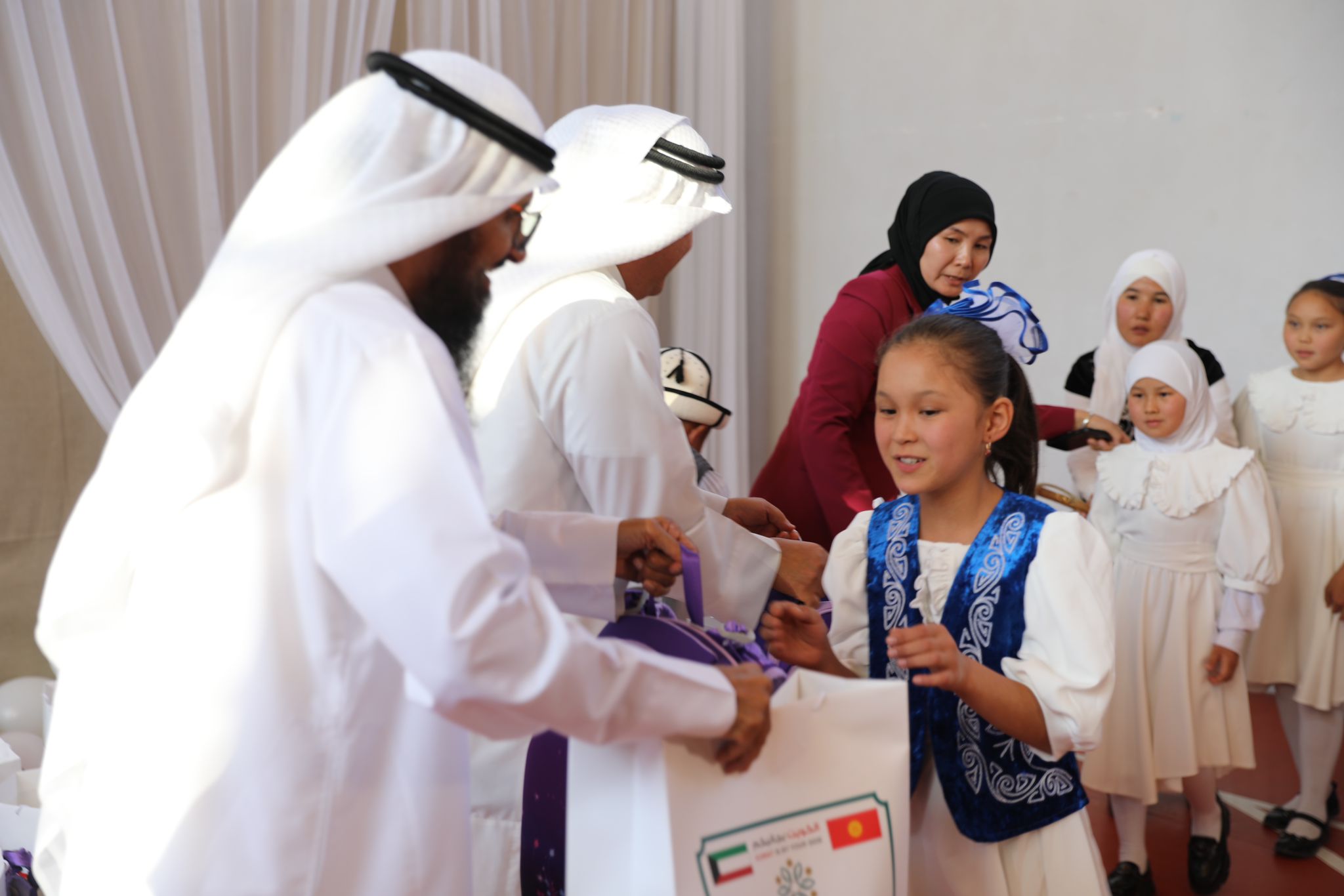 كونا : Al-Safa charity visits children in Kyrgyz orphanage