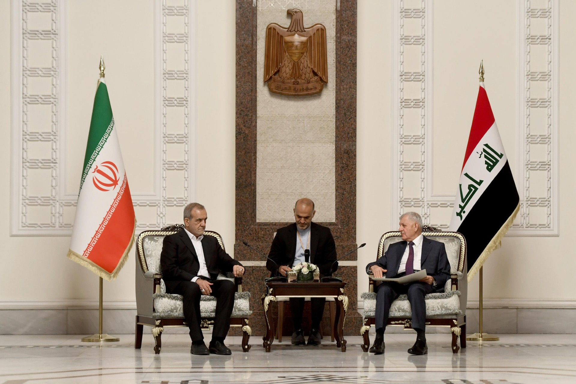 كونا : Iraqi, Iranian presidents lead extensive talks on bilateral matters