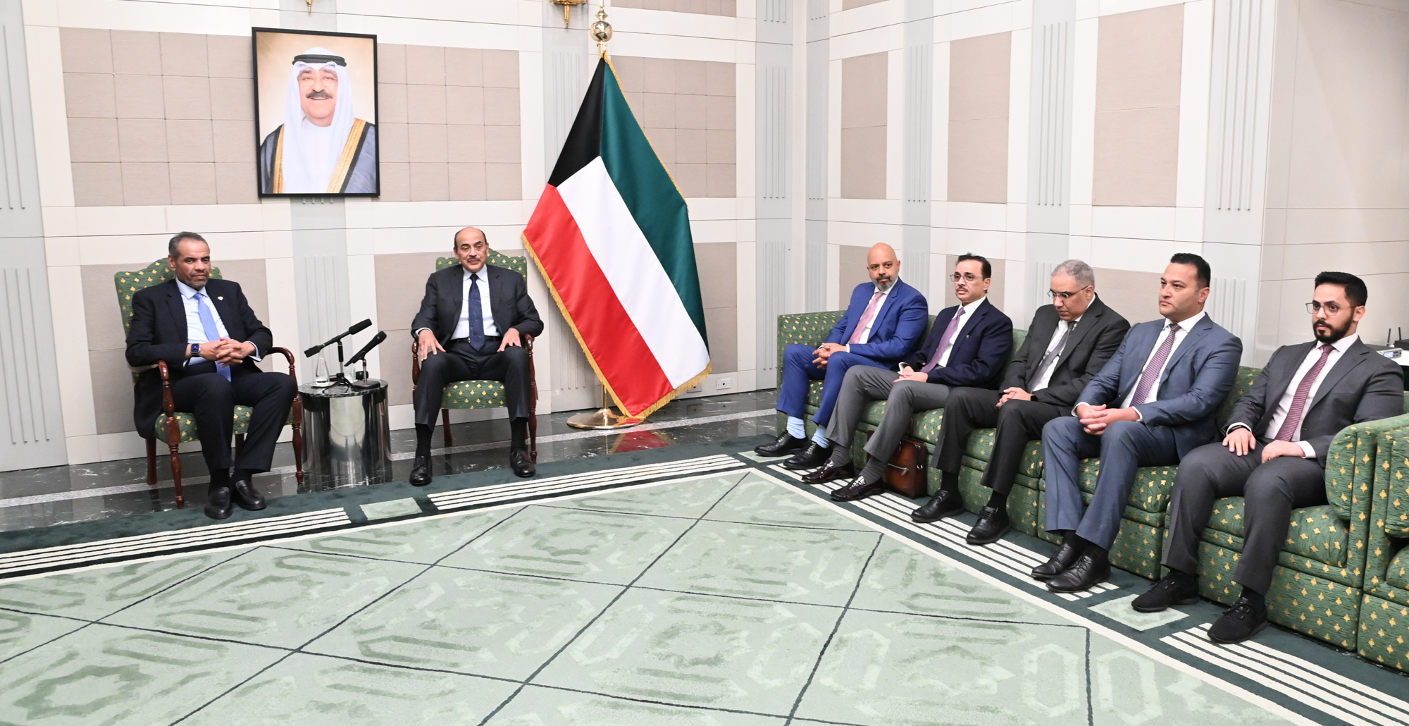 KUNA : Amir's Rep. receives Kuwaiti mission to UN