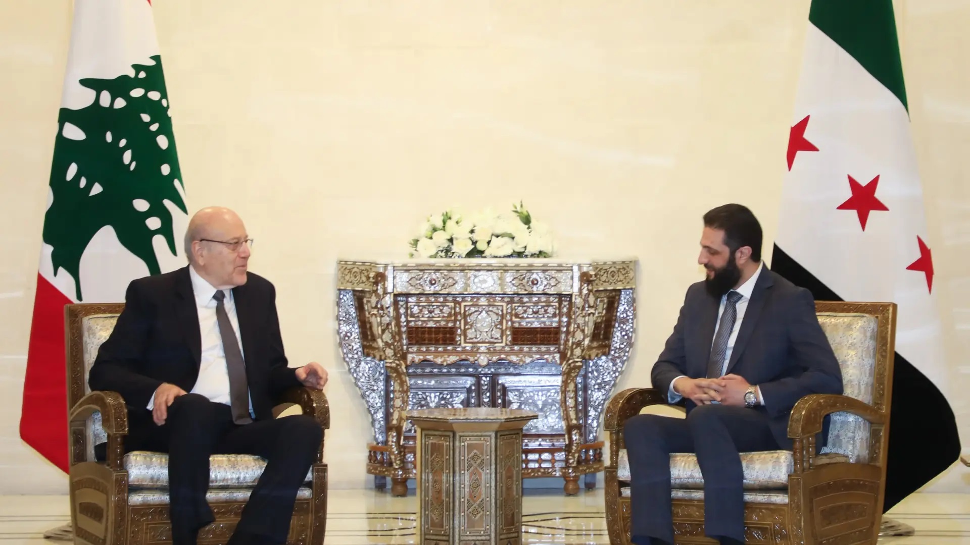 كونا : Ahmed Al-Charaa affirme que la Syrie sera à distance égale de ...