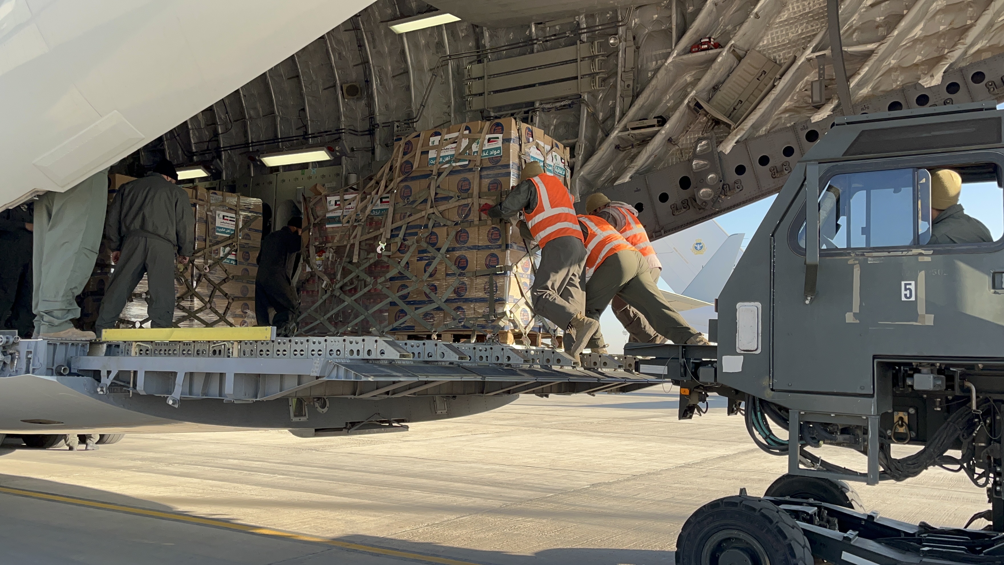 كونا : Kuwait sends 7th relief aircraft to Syria