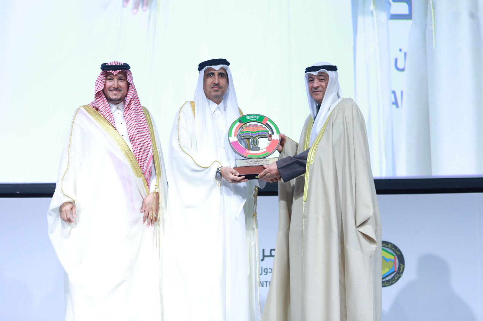 KUNA : First GCC Law, Arbitration Week kicks off in Manama