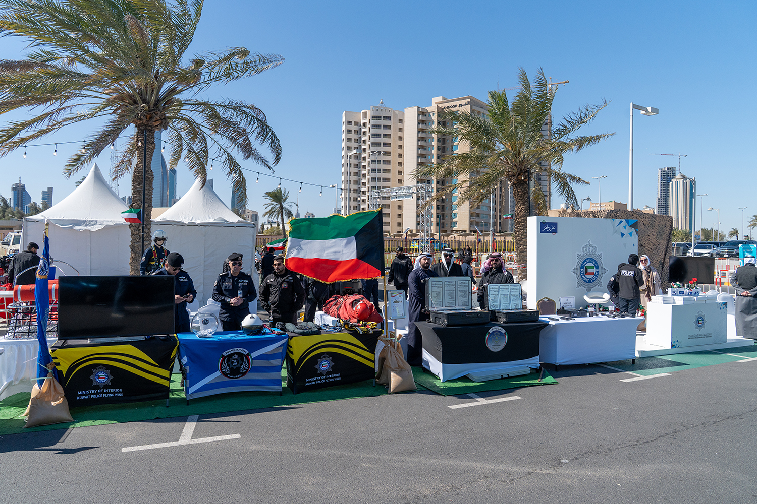 KUNA : Kuwait military exhibition celebrating nat'l holiday launches in ...