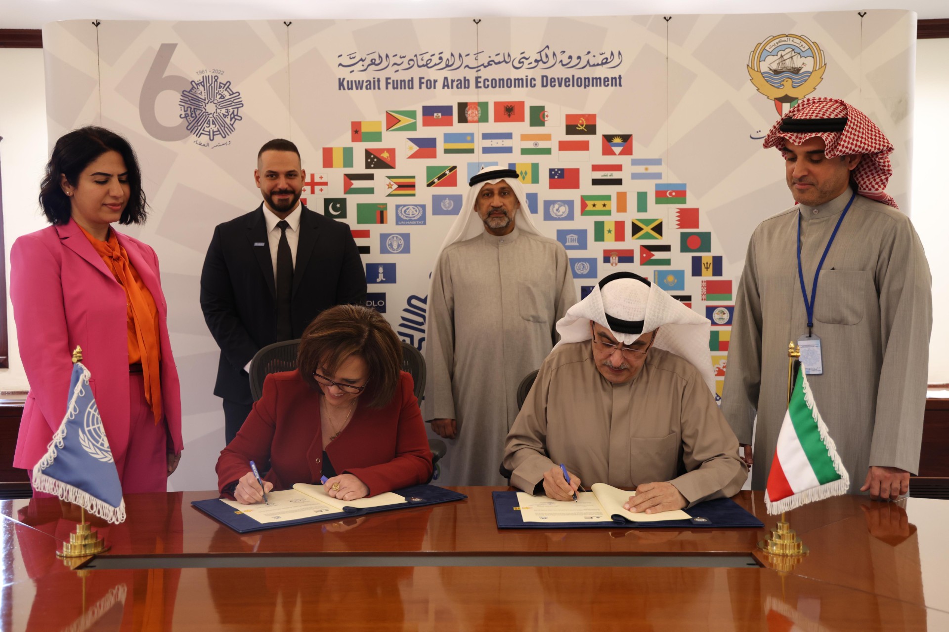 كونا : KFAED signs USD 2.1 mln deal to support displaced people in Yemen