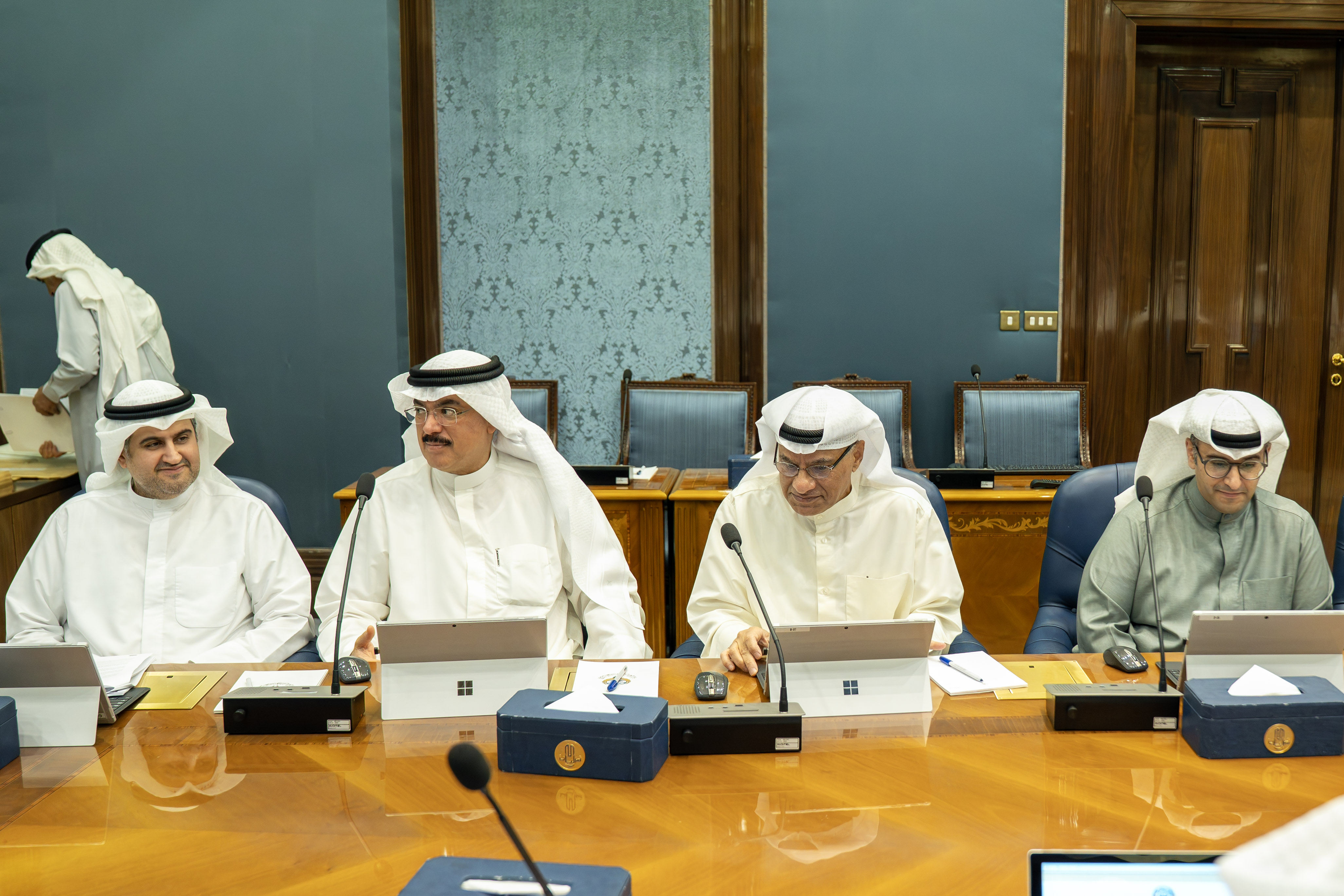 KUNA : Kuwait Cabinet approves amendments to Articles 188, 230 of ...