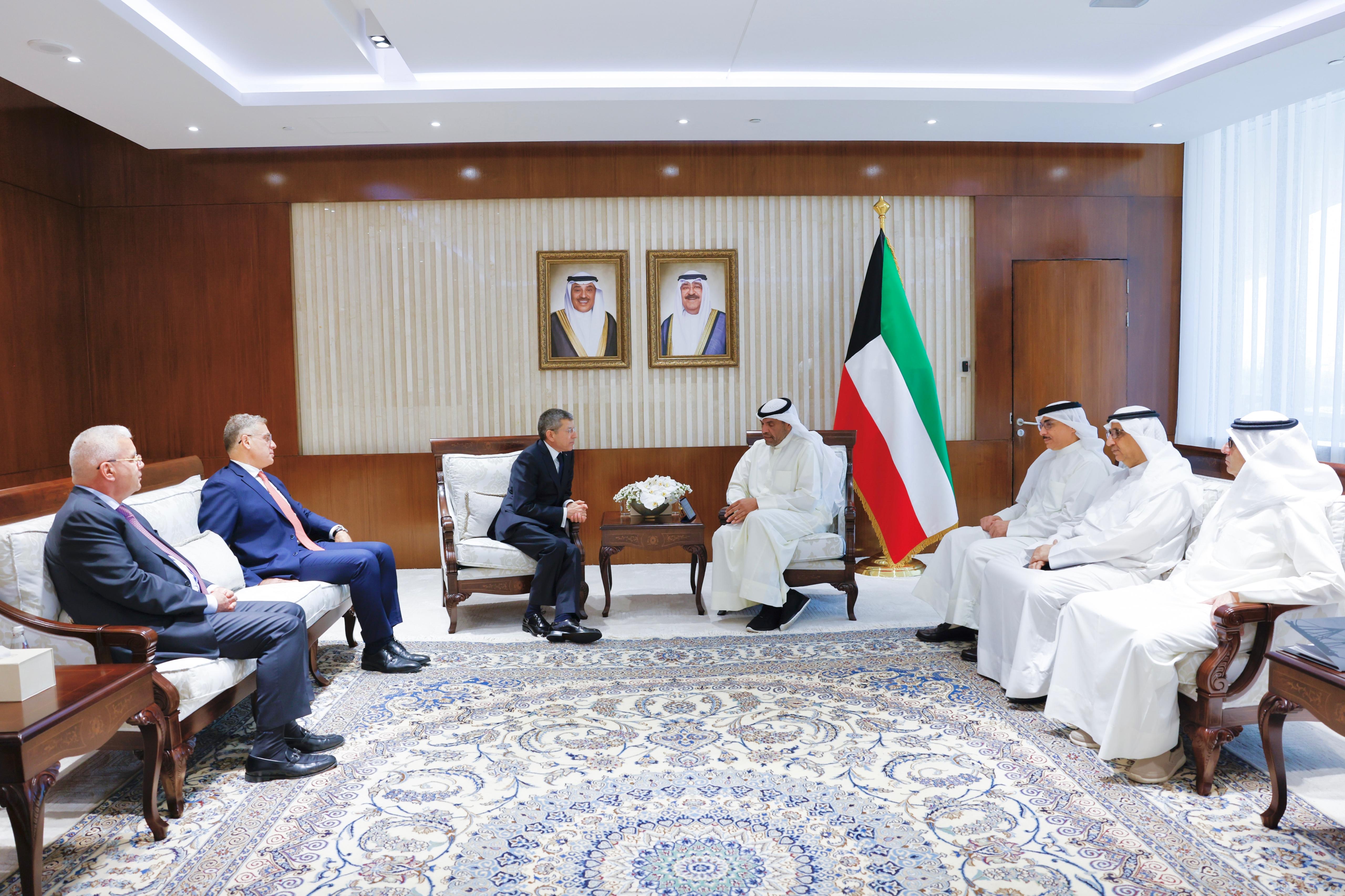 KUNA : Kuwait FM receives Palestinian officials