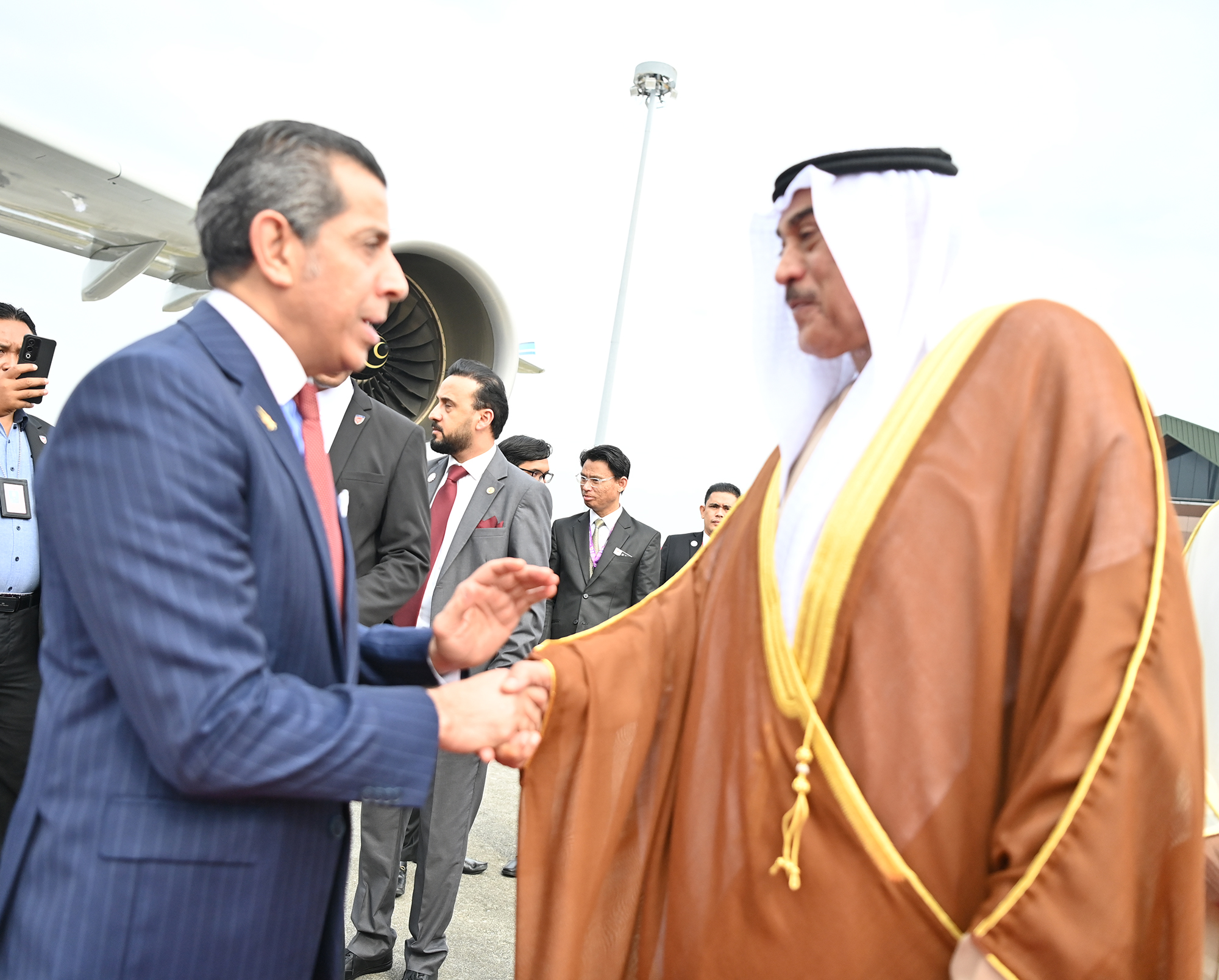 KUNA : Kuwait Amir Representative departs Malaysia after heading ...