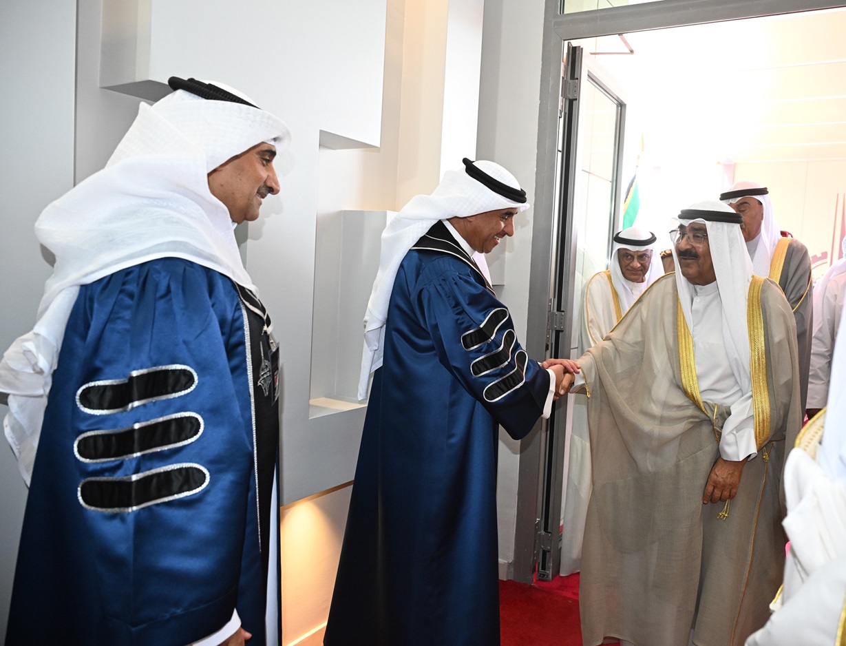 KUNA : Kuwait Amir patronizes, attends PAAET's graduation ceremony
