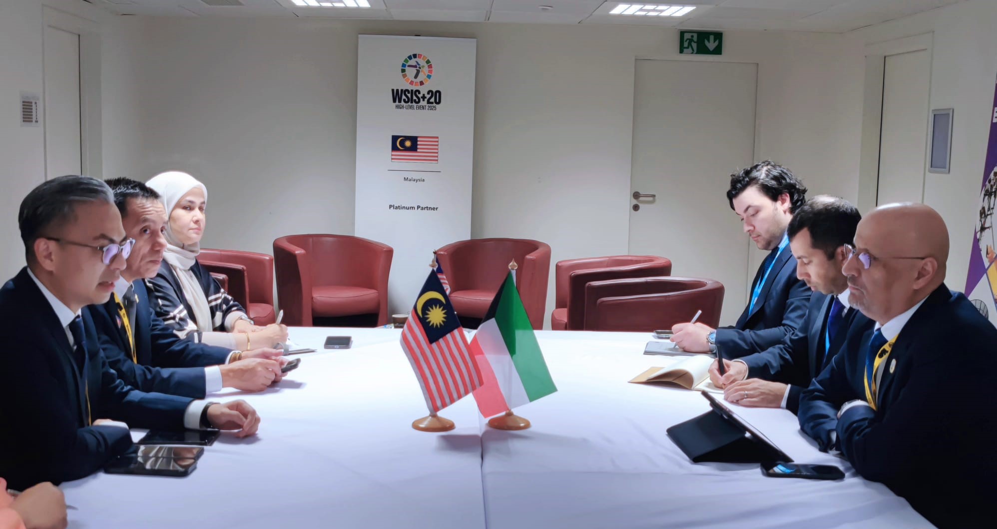 KUNA : Kuwait Min. discusses cooperation on sideline of Geneva's DCO ...